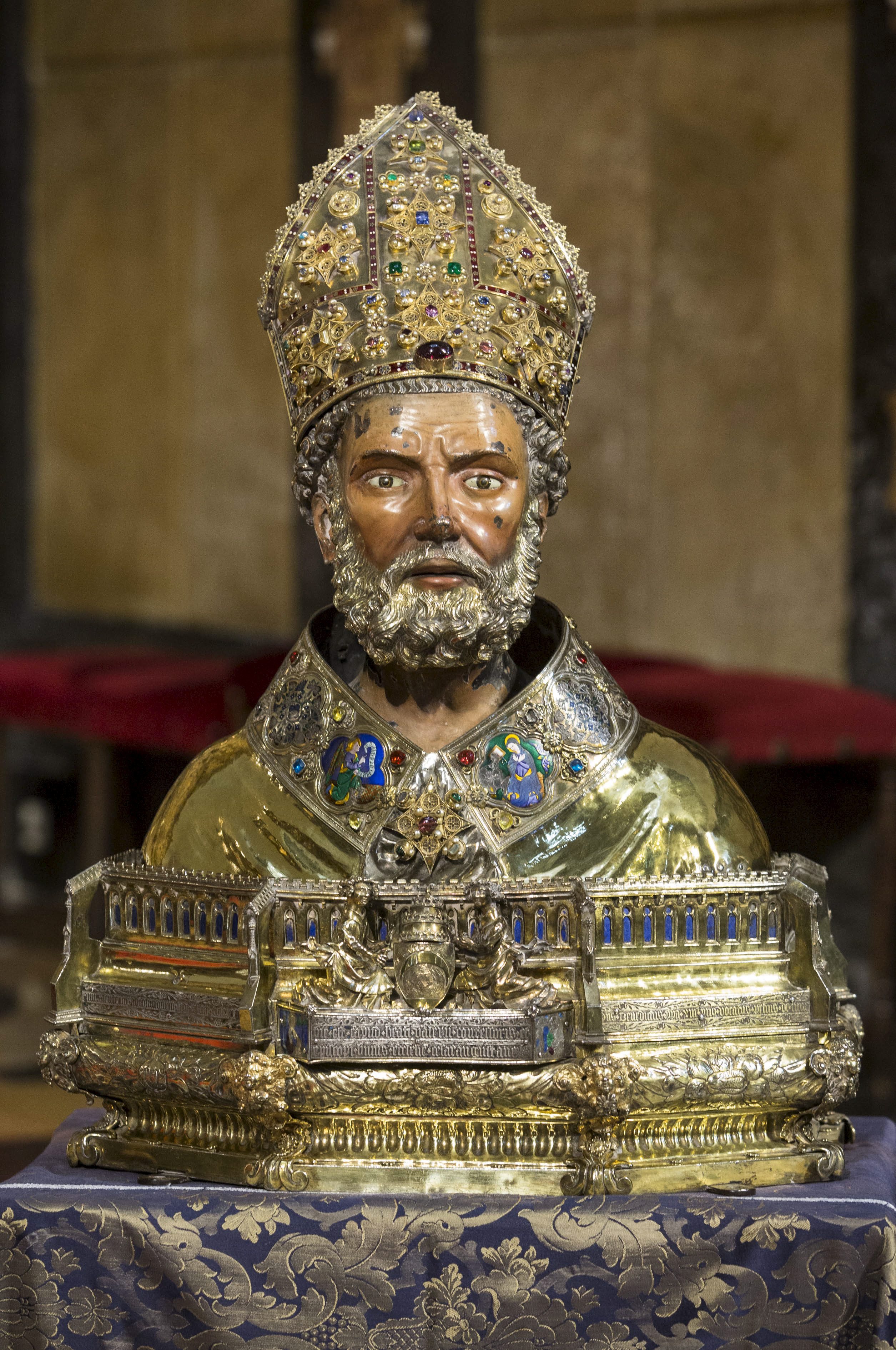 Nueve curiosidades sobre San Valero, patrón de Zaragoza, que debes conocer