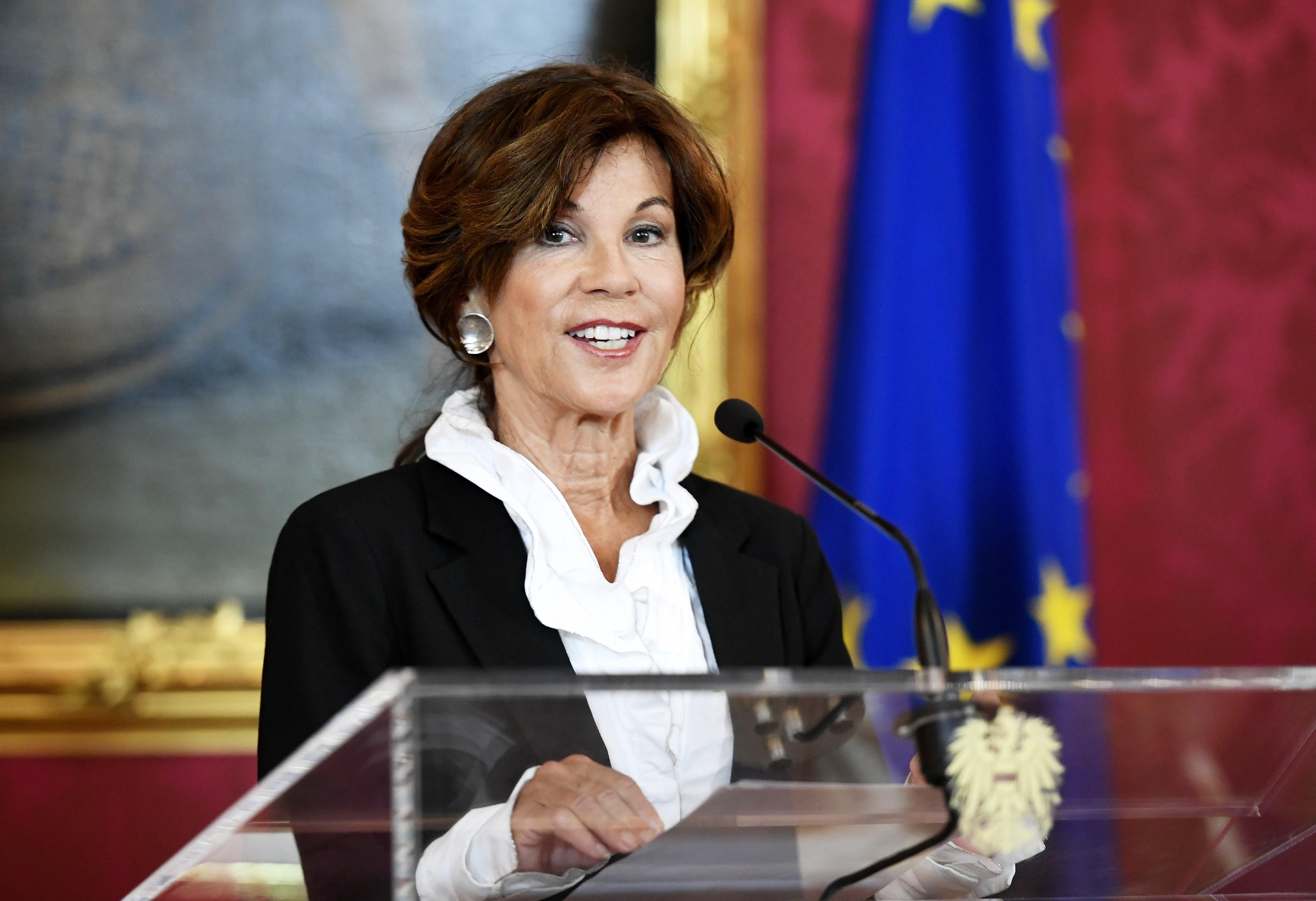 Bierlein se convierte tras 'caso Ibiza' en primera mujer canciller de ...