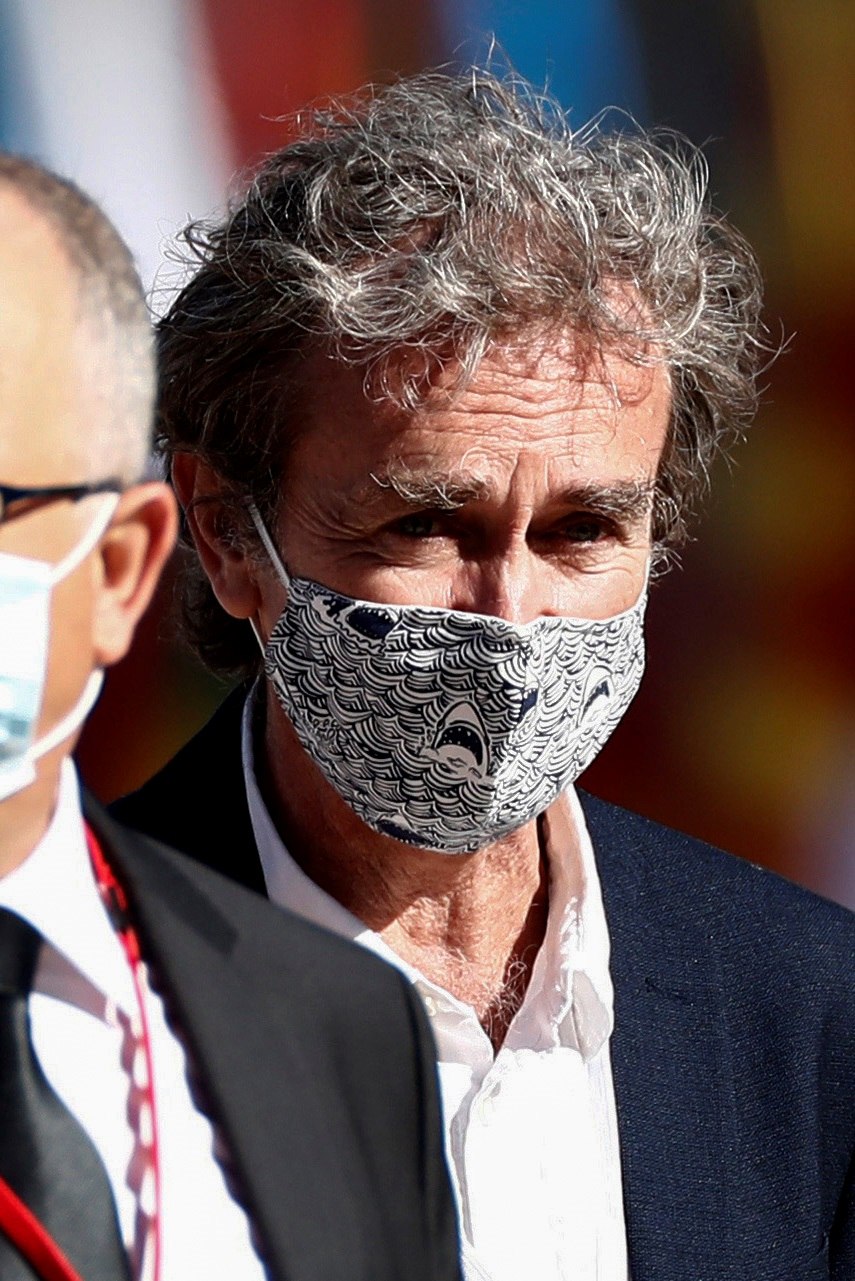 Fernando Simón, la mascarilla de tiburones y Spielberg