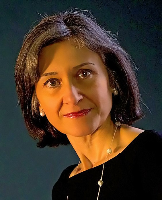 María Dubón: el archivo de sombras de una vida de mujer