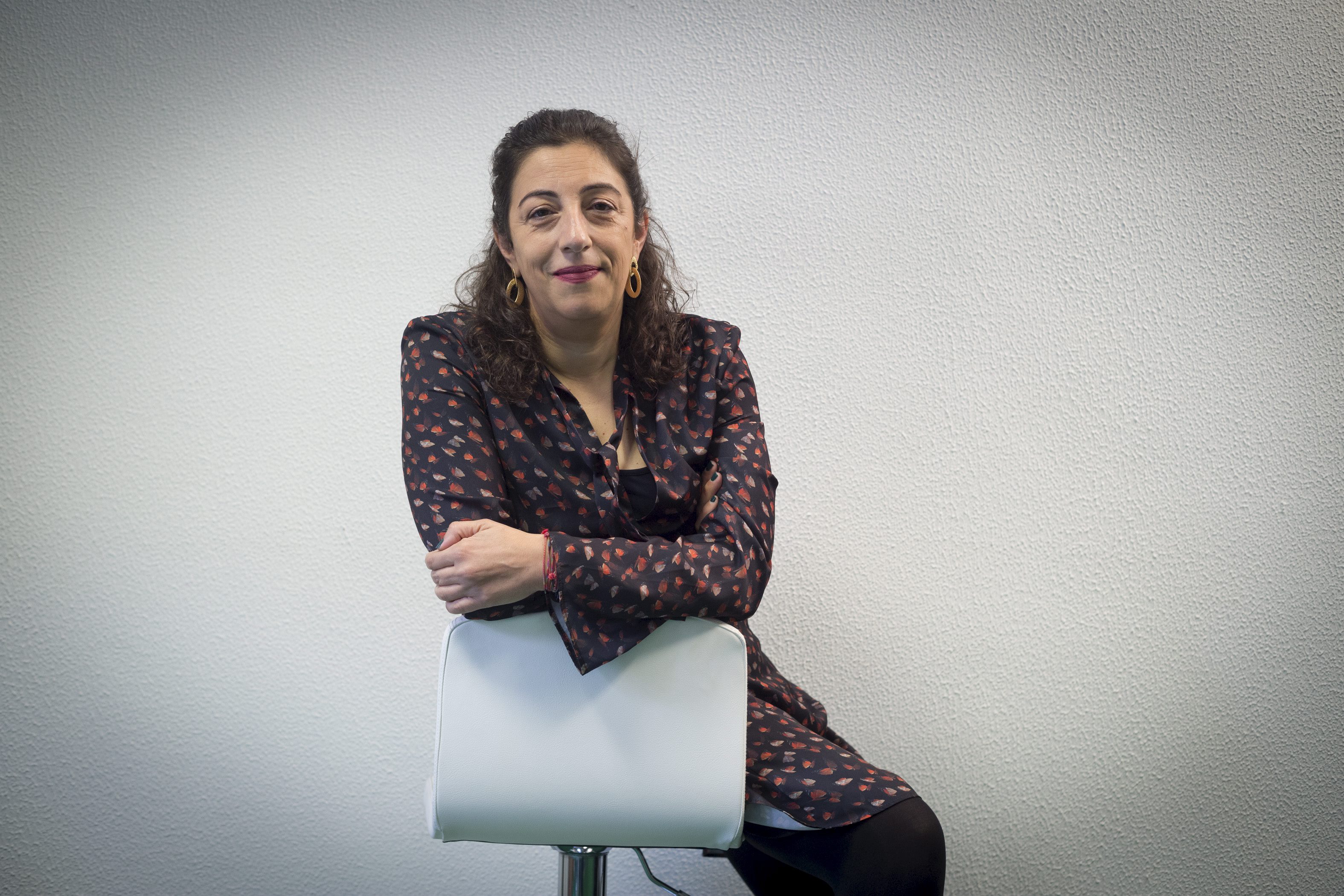 María Frisa: "Zaragoza es una ciudad de novela negra"