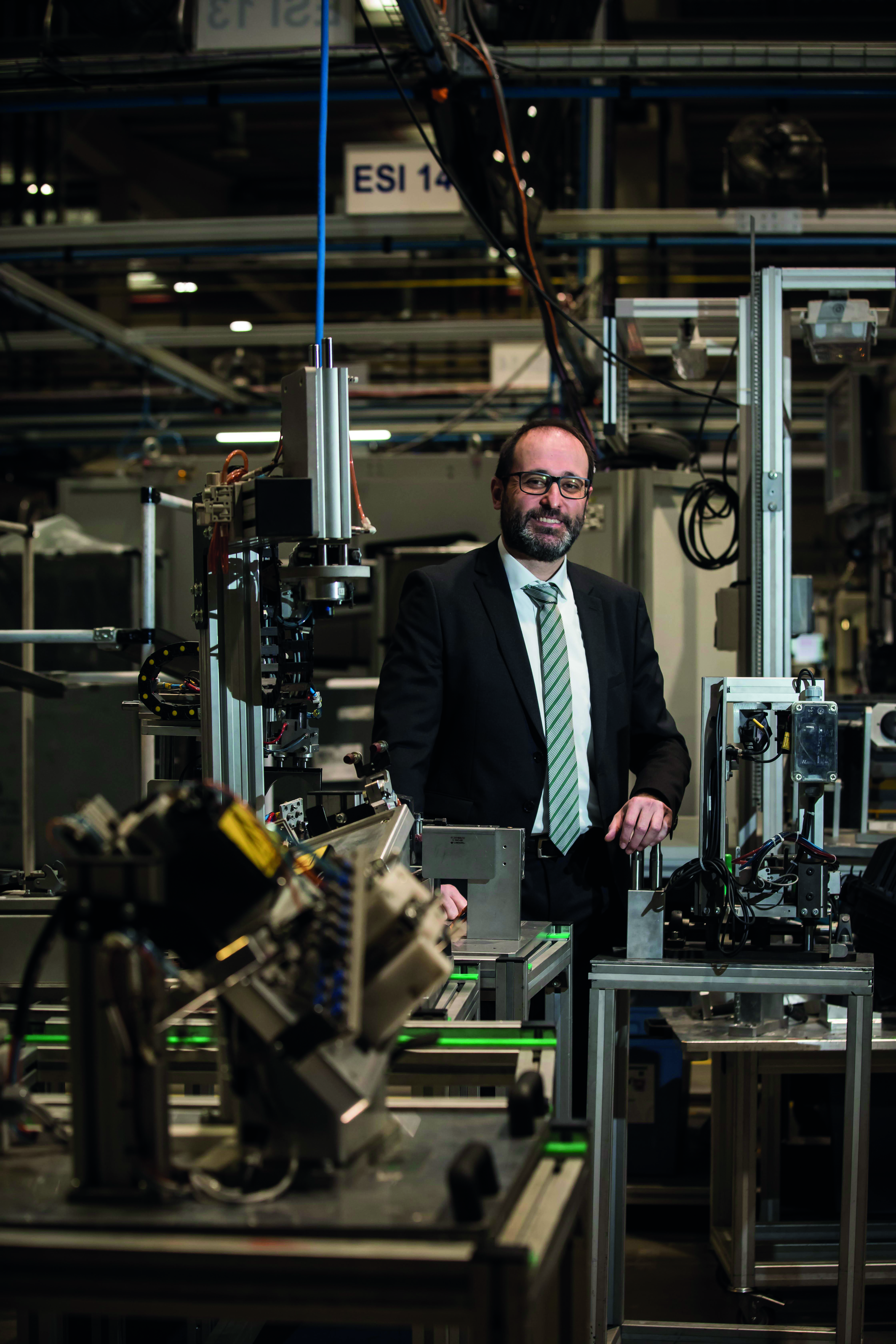 José Ramón Martínez: "Sobrevivir en entornos complejos nos hace más ...