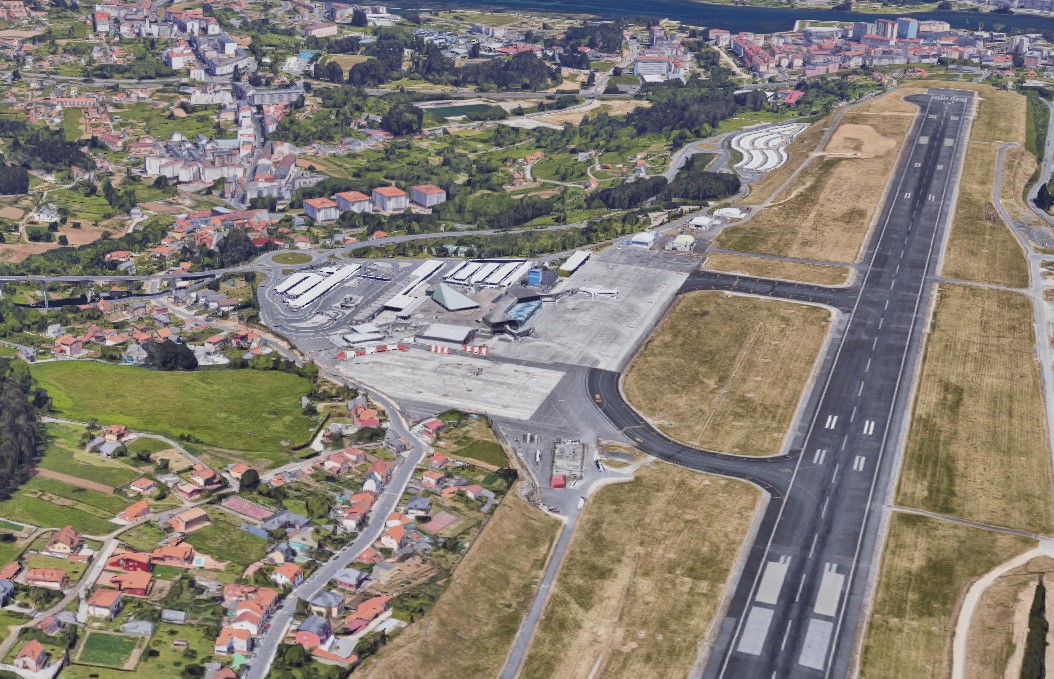 Cierran el aeropuerto de La Coruña por la presencia de un jabalí en la ...