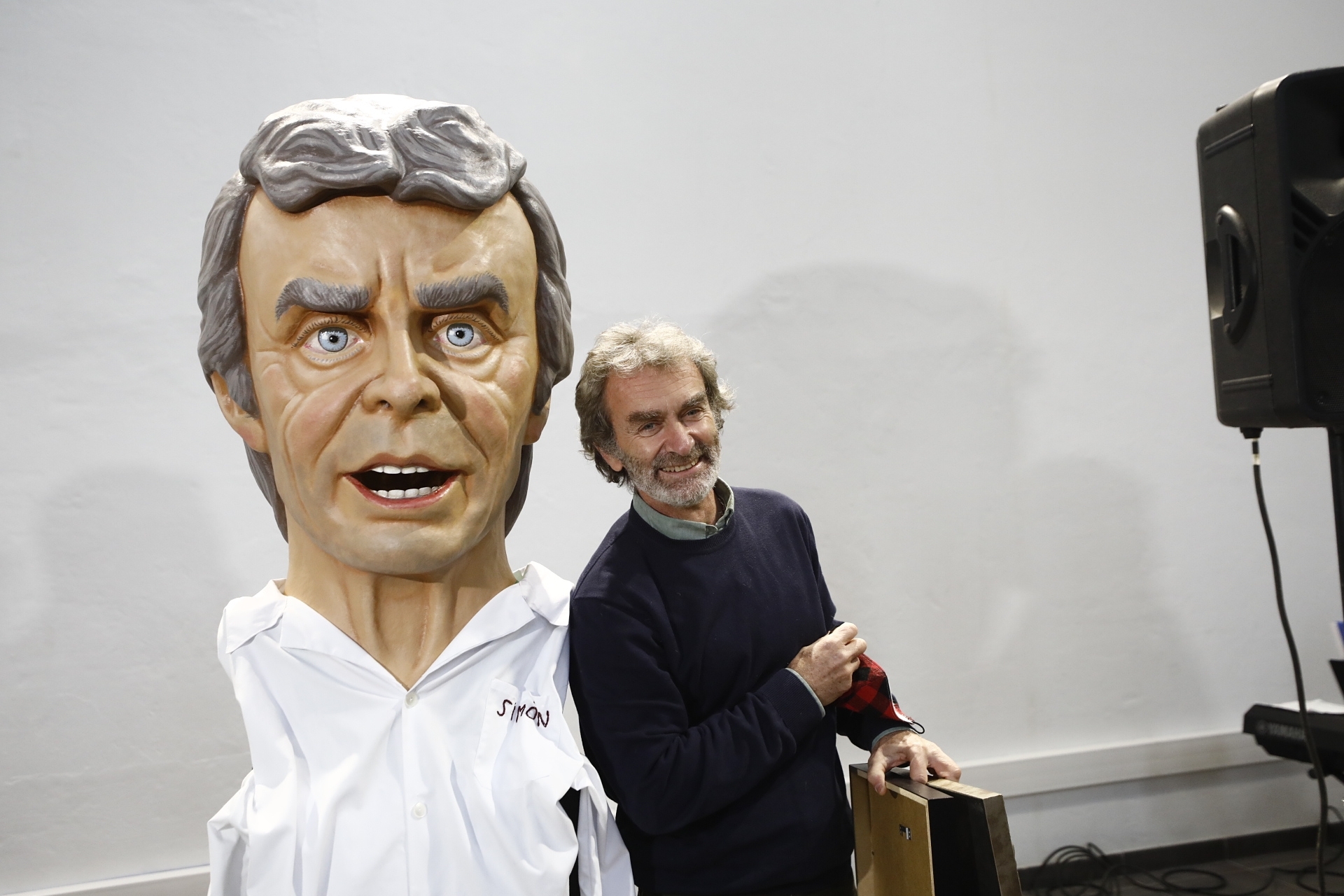 Fernando Simón: "Menos mal que no han hecho la cabeza de mi cabezudo a ...