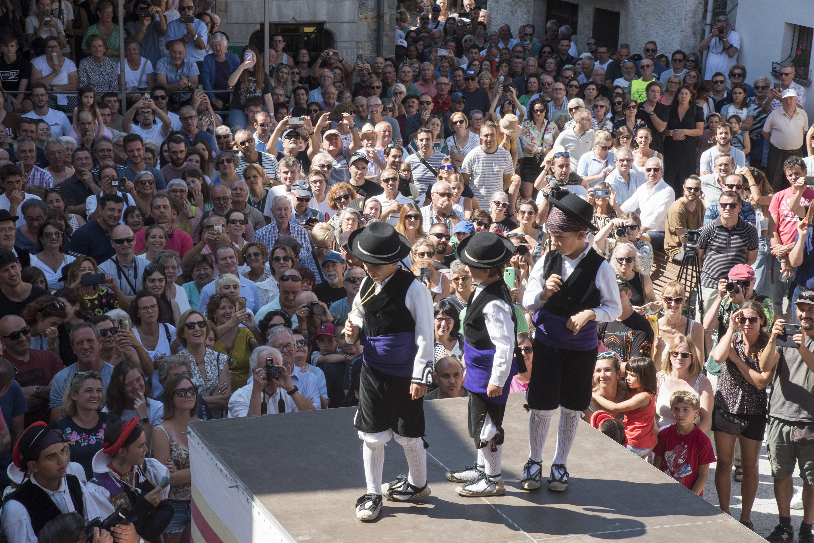 Imágenes del Día del Traje de Ansó 2022 | Imágenes