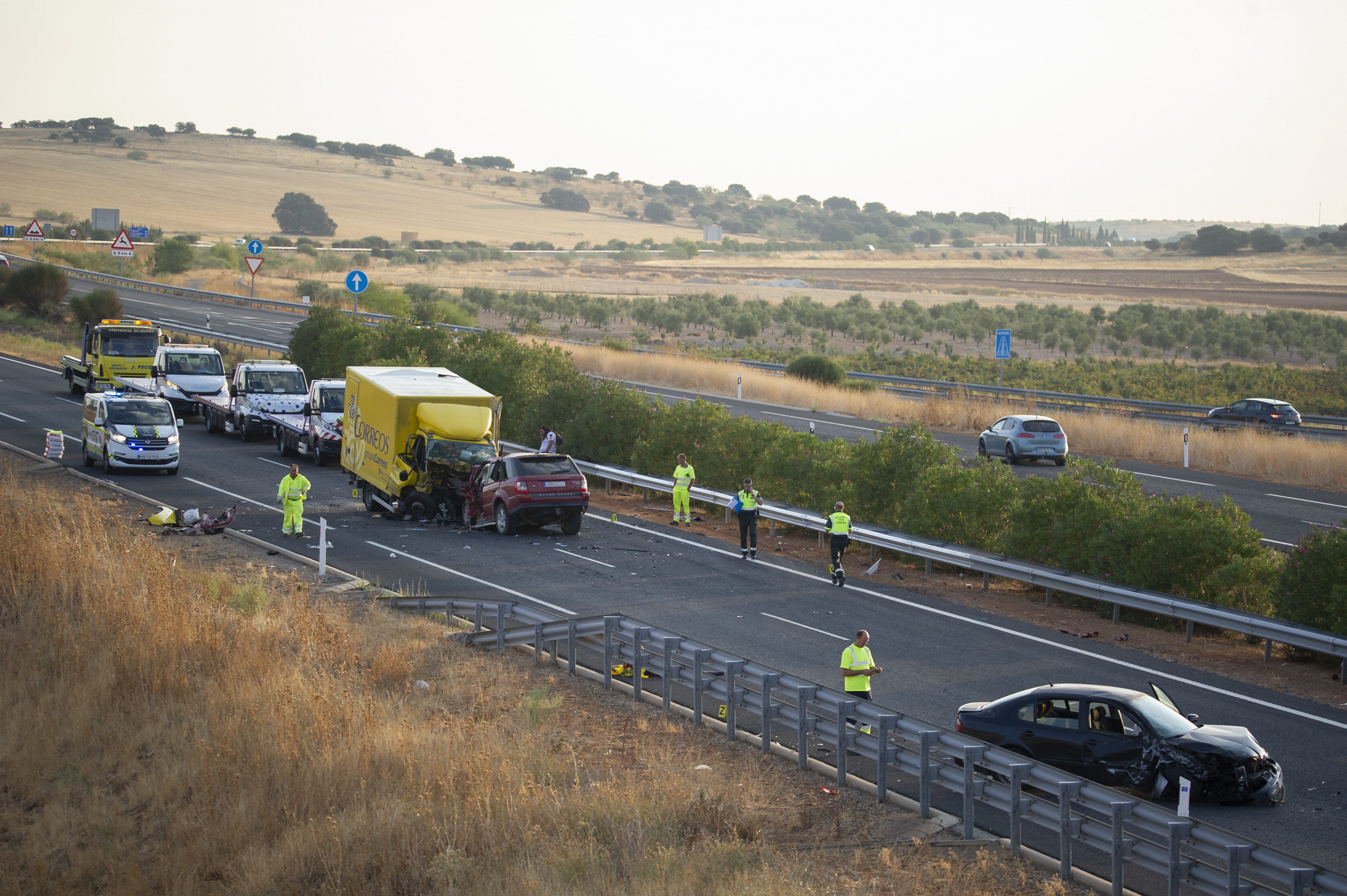 Mueren Cinco Personas En Las Carreteras Españolas Dos De Ellos