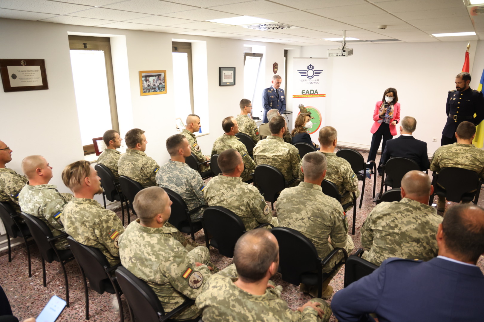 Ucrania aplaude el sistema de defensa aérea Aspide recibido desde la ...