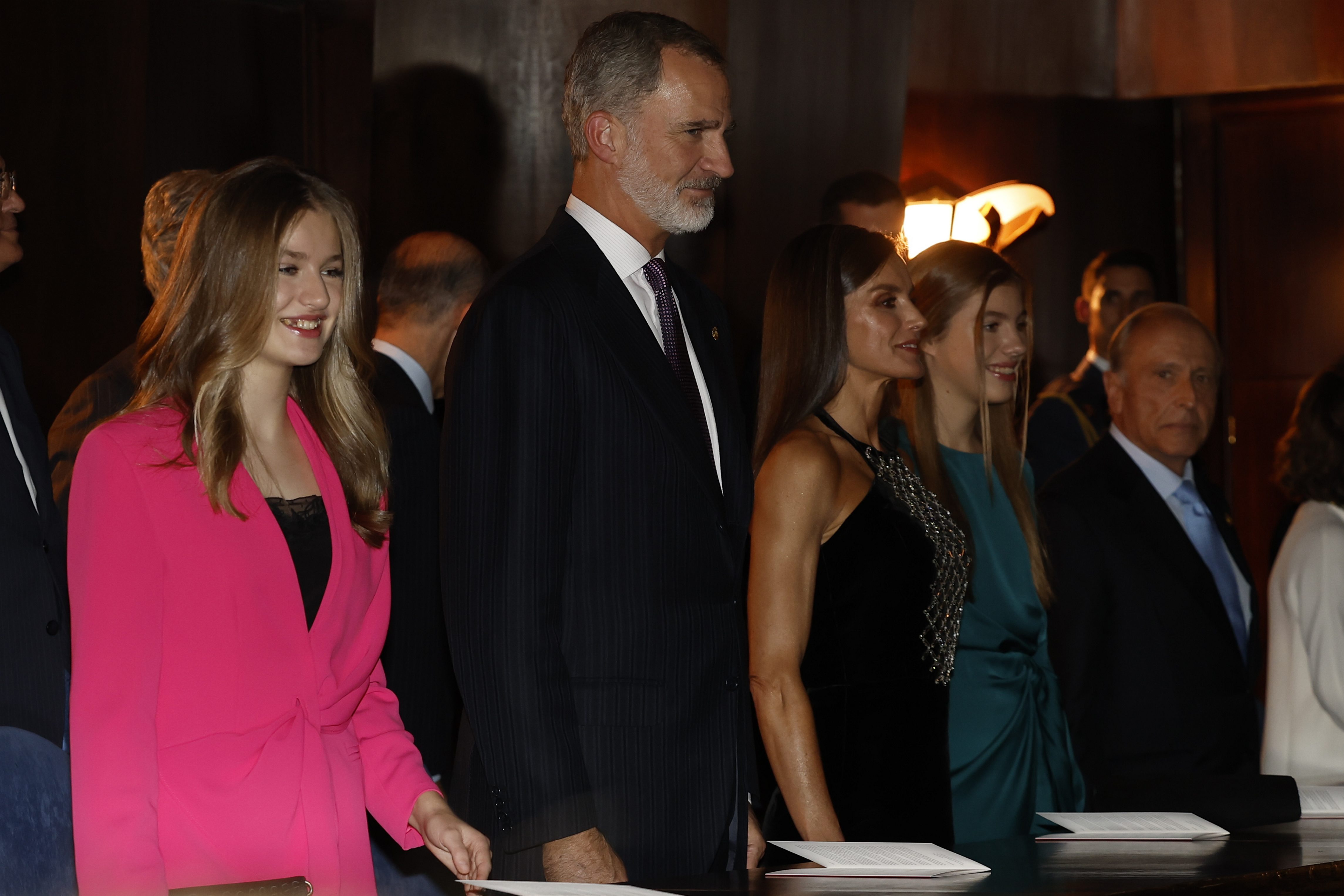 La princesa Leonor, los Reyes y la infanta Sofía asisten al concierto ...