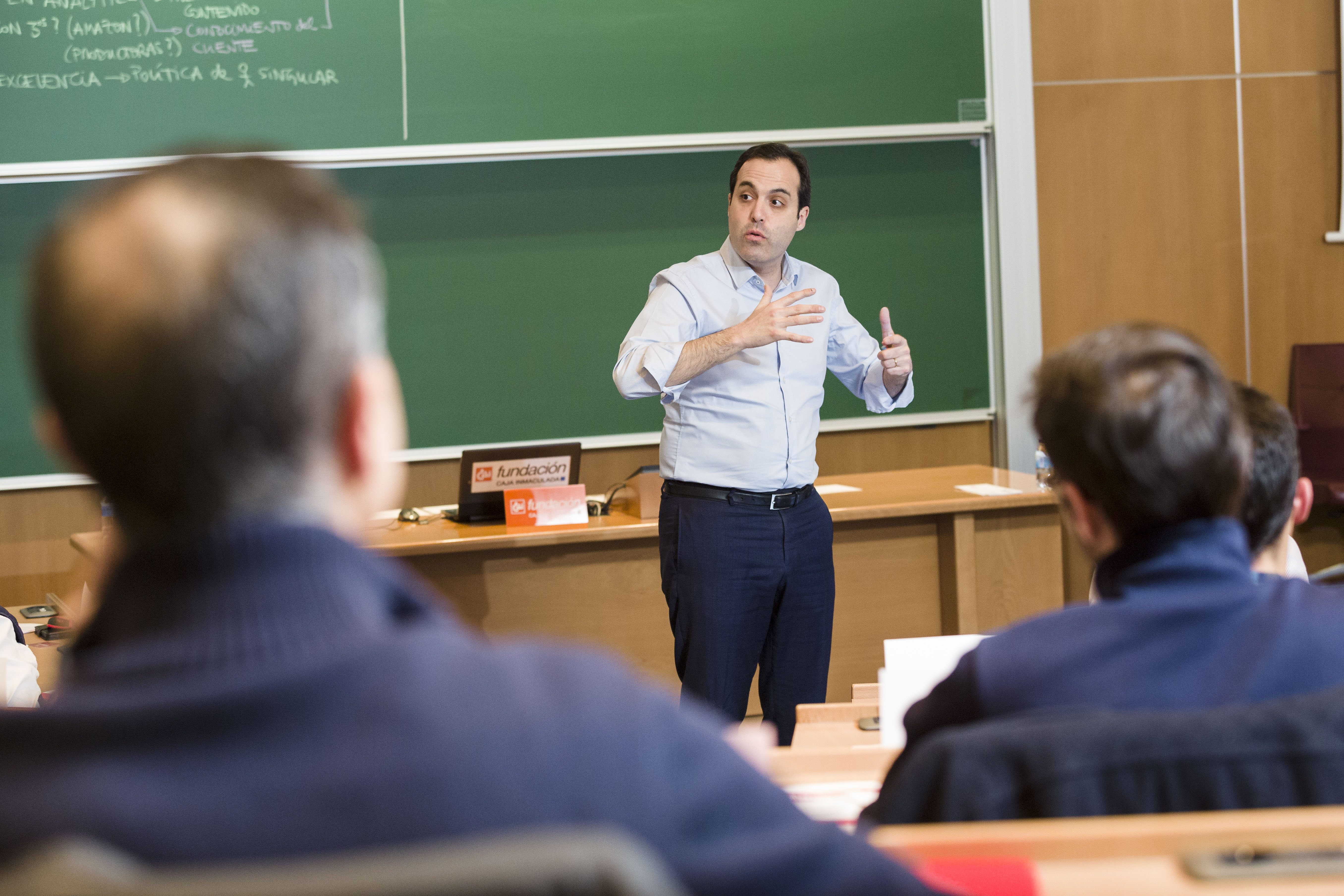 "El PDD del IESE es el programa para directivos más potente de Zaragoza"