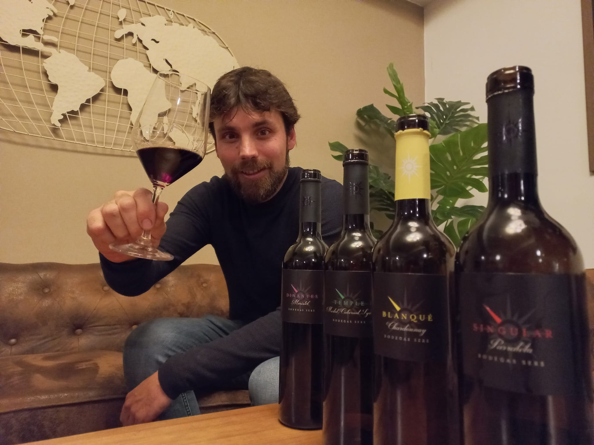 Bodega Sers y sus vinos, con variedades parraleta y moristel
