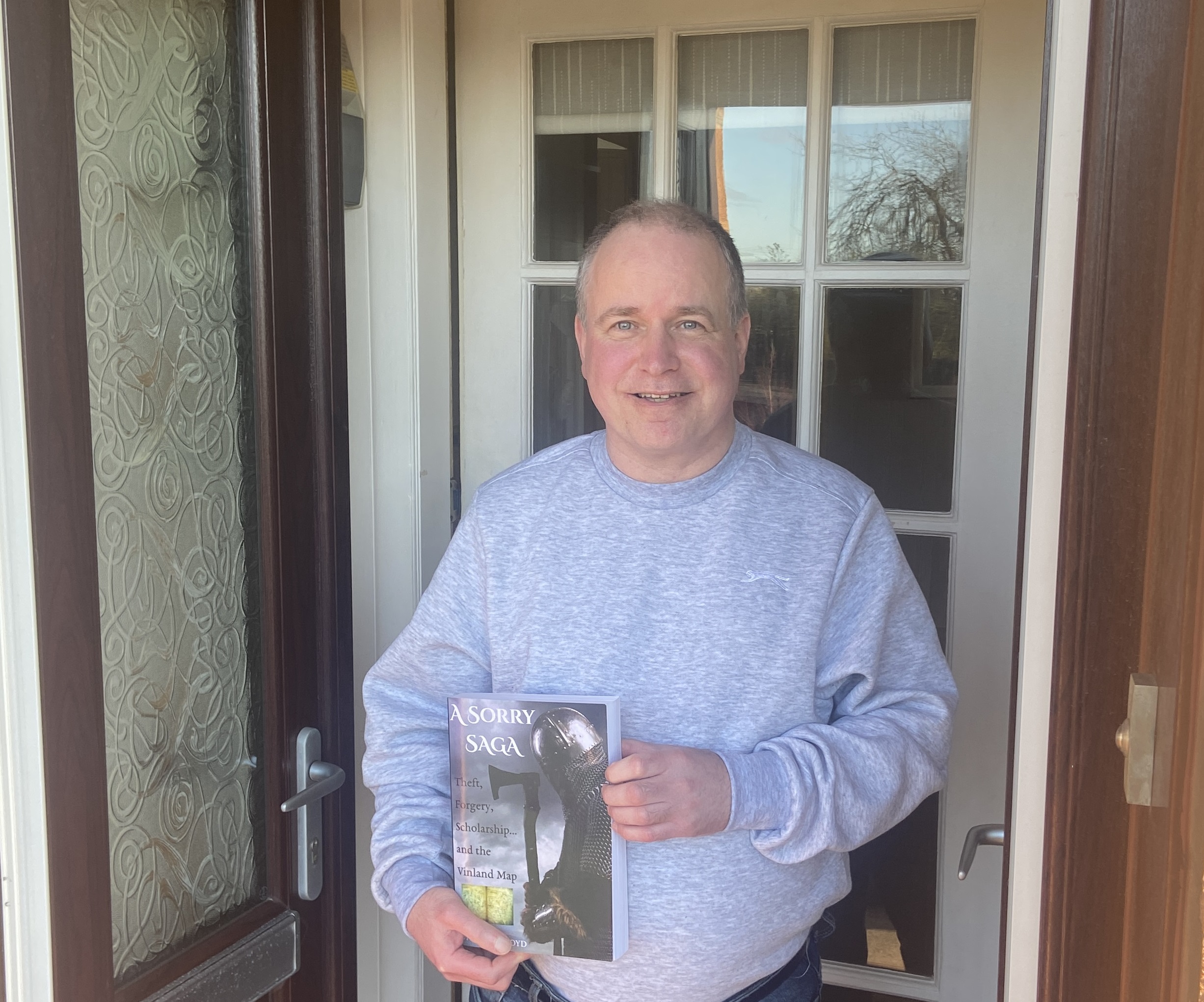 John Paul Floyd: "El caso de los libros de la Seo es aún un misterio ...