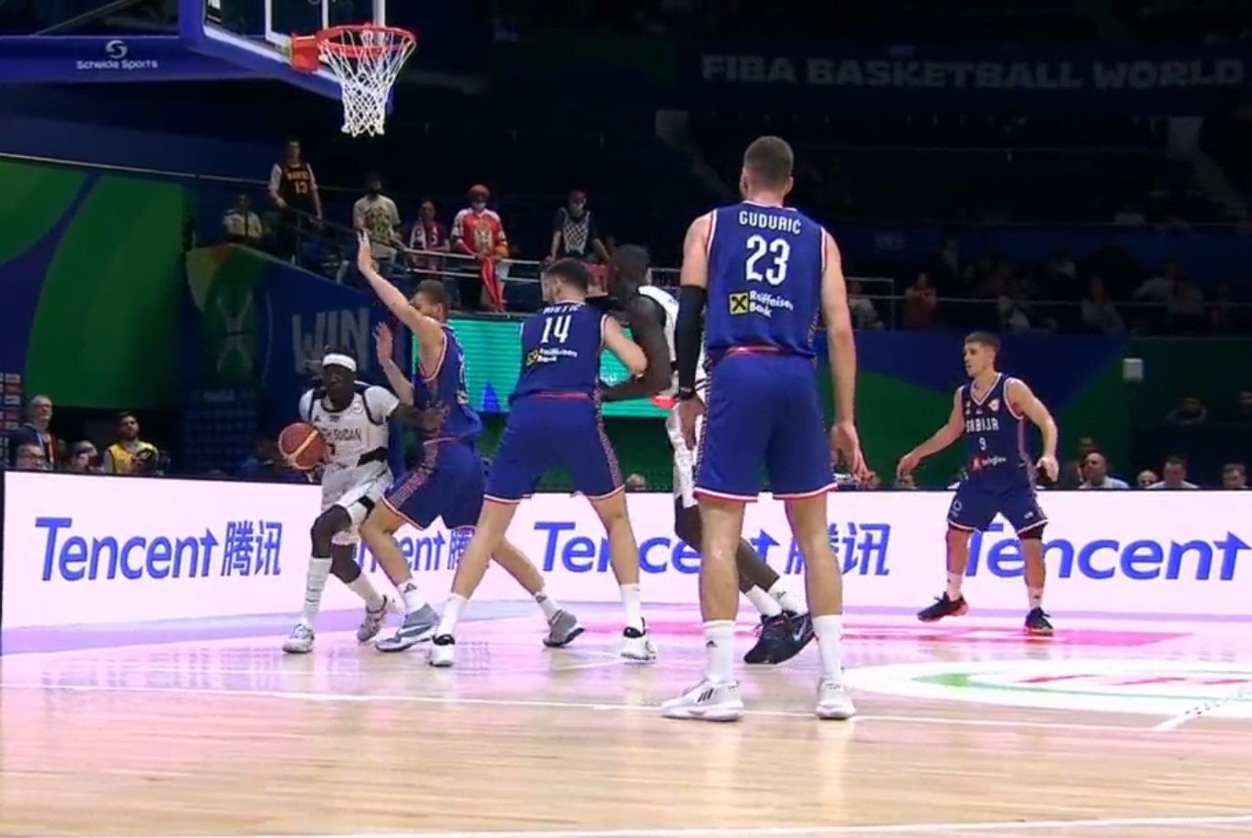 Así fue la desafortunada acción que provocó la grave lesión de Simanic