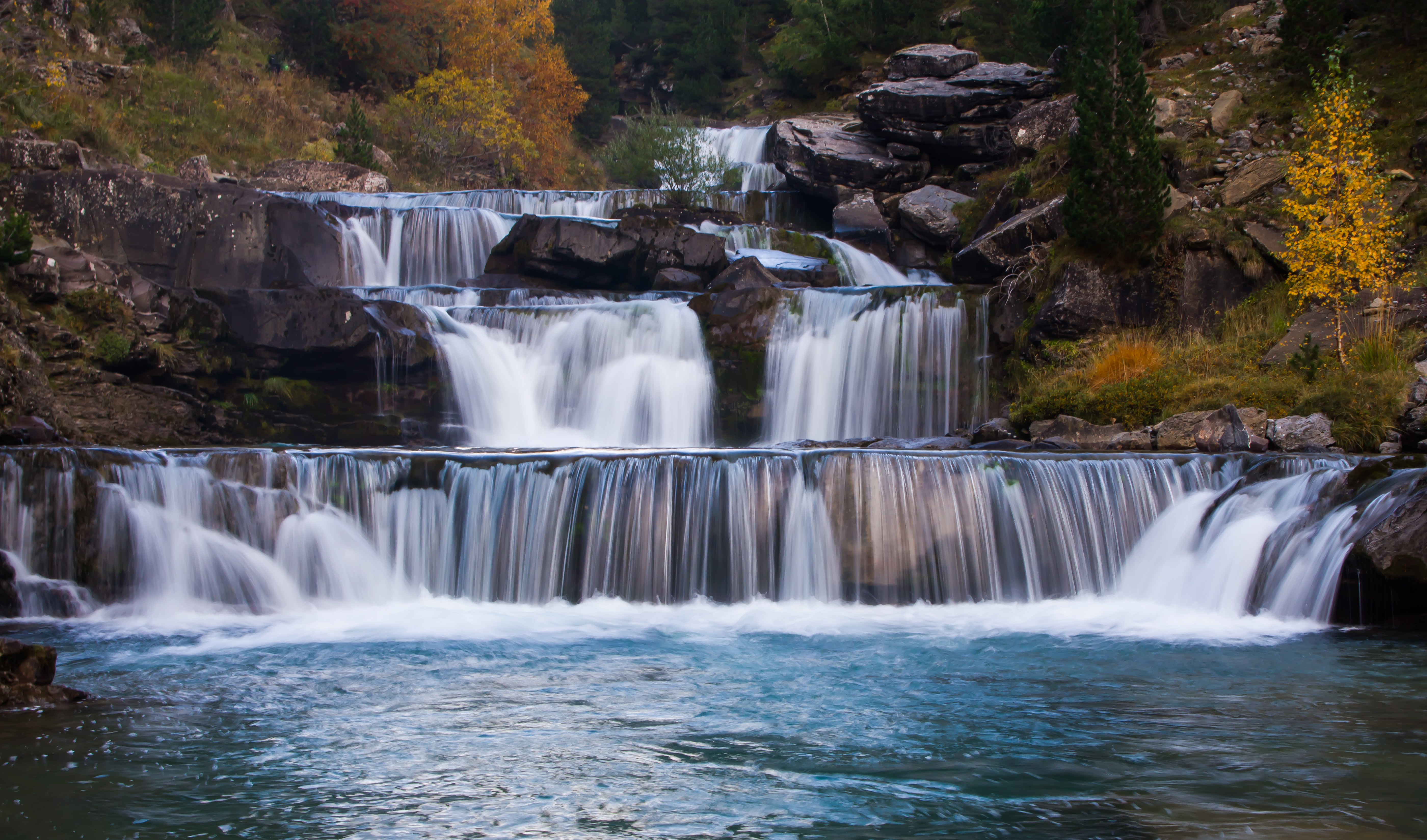 La ruta a la bonita sucesión de cascadas del Pirineo aragonés para ...