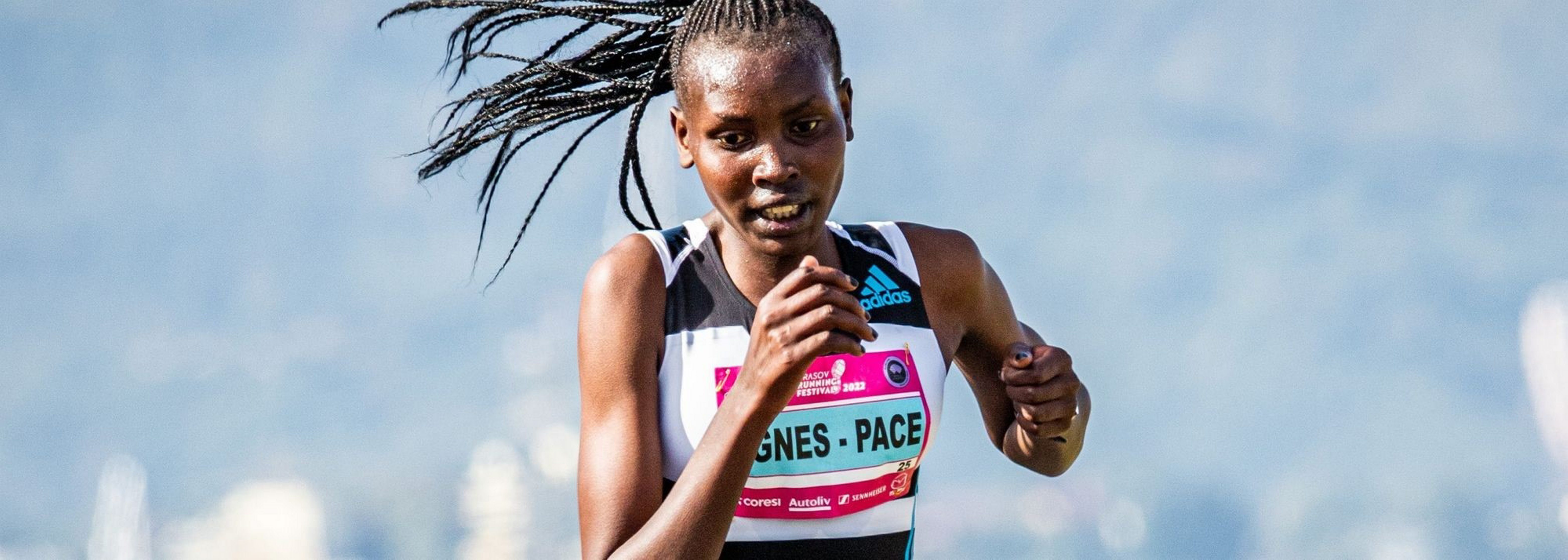 La keniana Agnes Ngetich bate el récord mundial femenino de 10 kilómetros