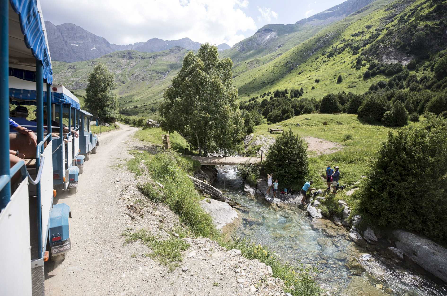 Así es Panticosa, un bonito pueblo termal del Pirineo aragonés | Imágenes