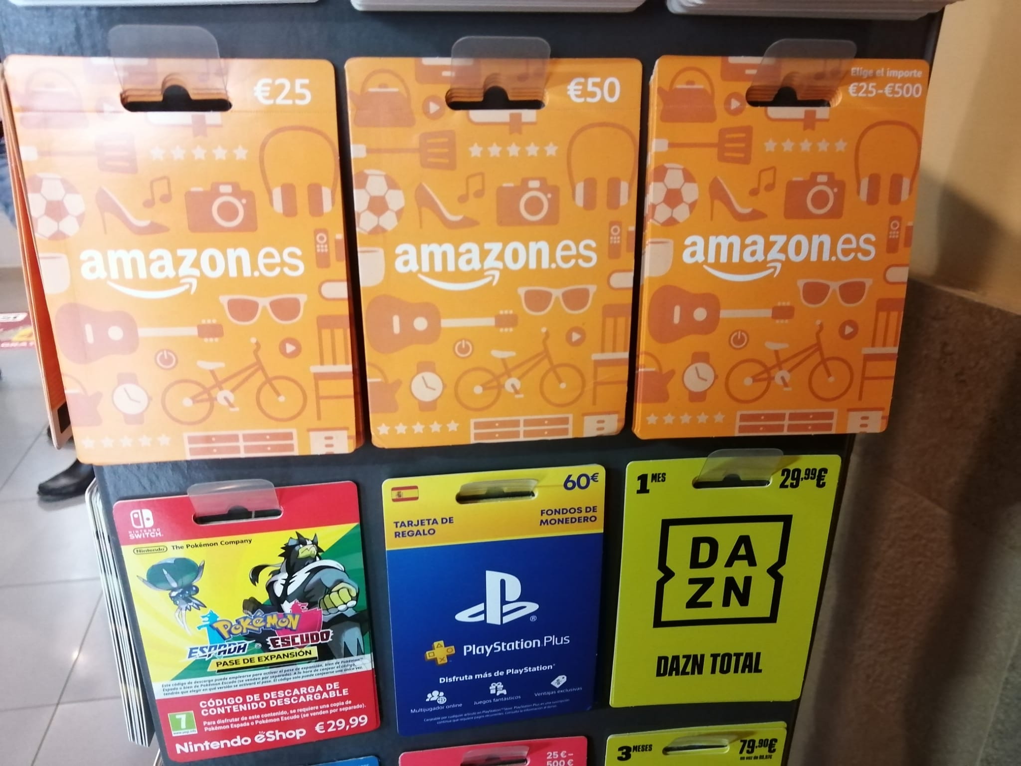 Cómo elegir entre las tarjetas prepago y virtuales: ventajas y riesgos