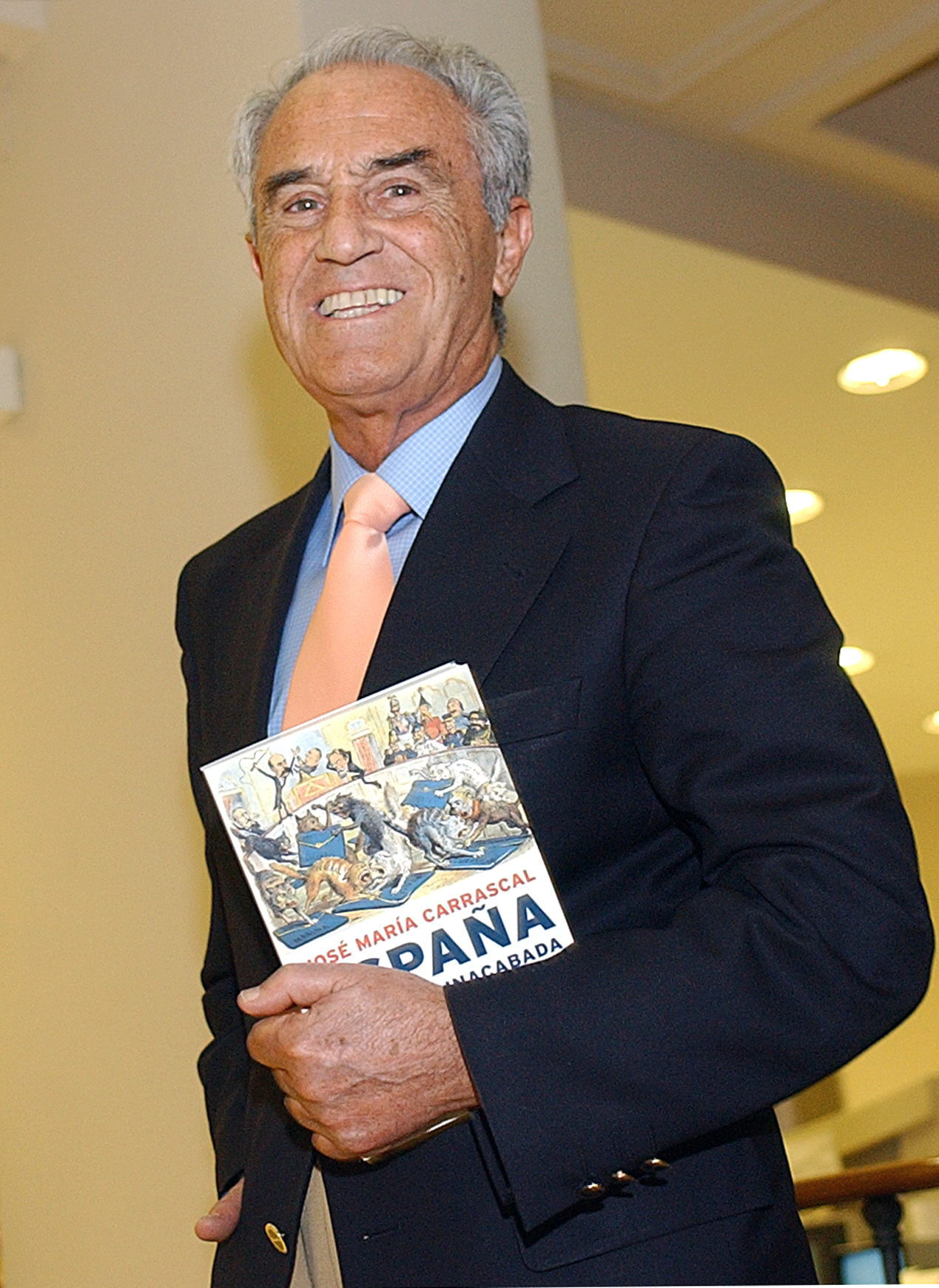 Fallece el periodista José María Carrascal a los 92 años