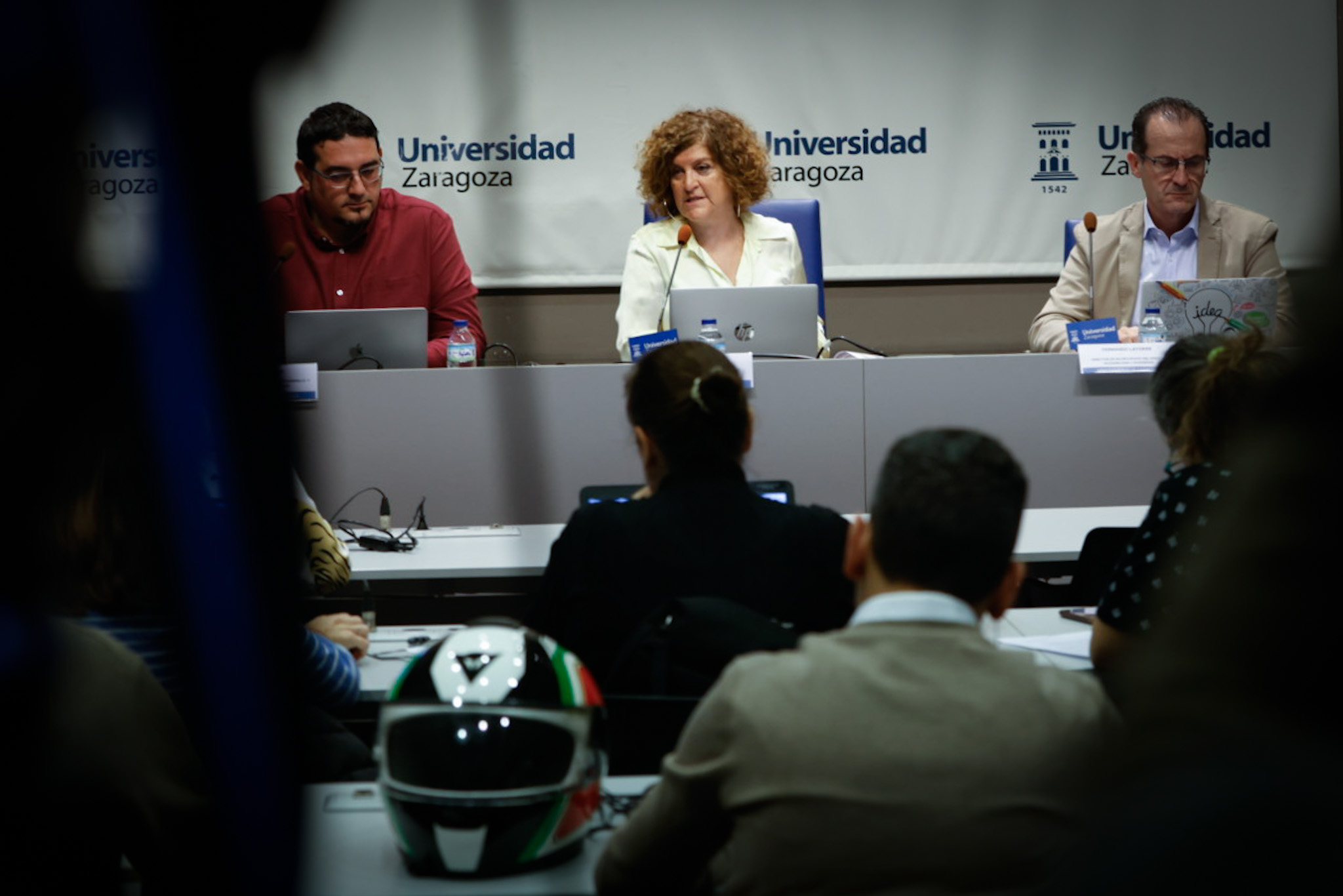 Las redes sociales en la Universidad: una encuesta revela que el 40% de ...