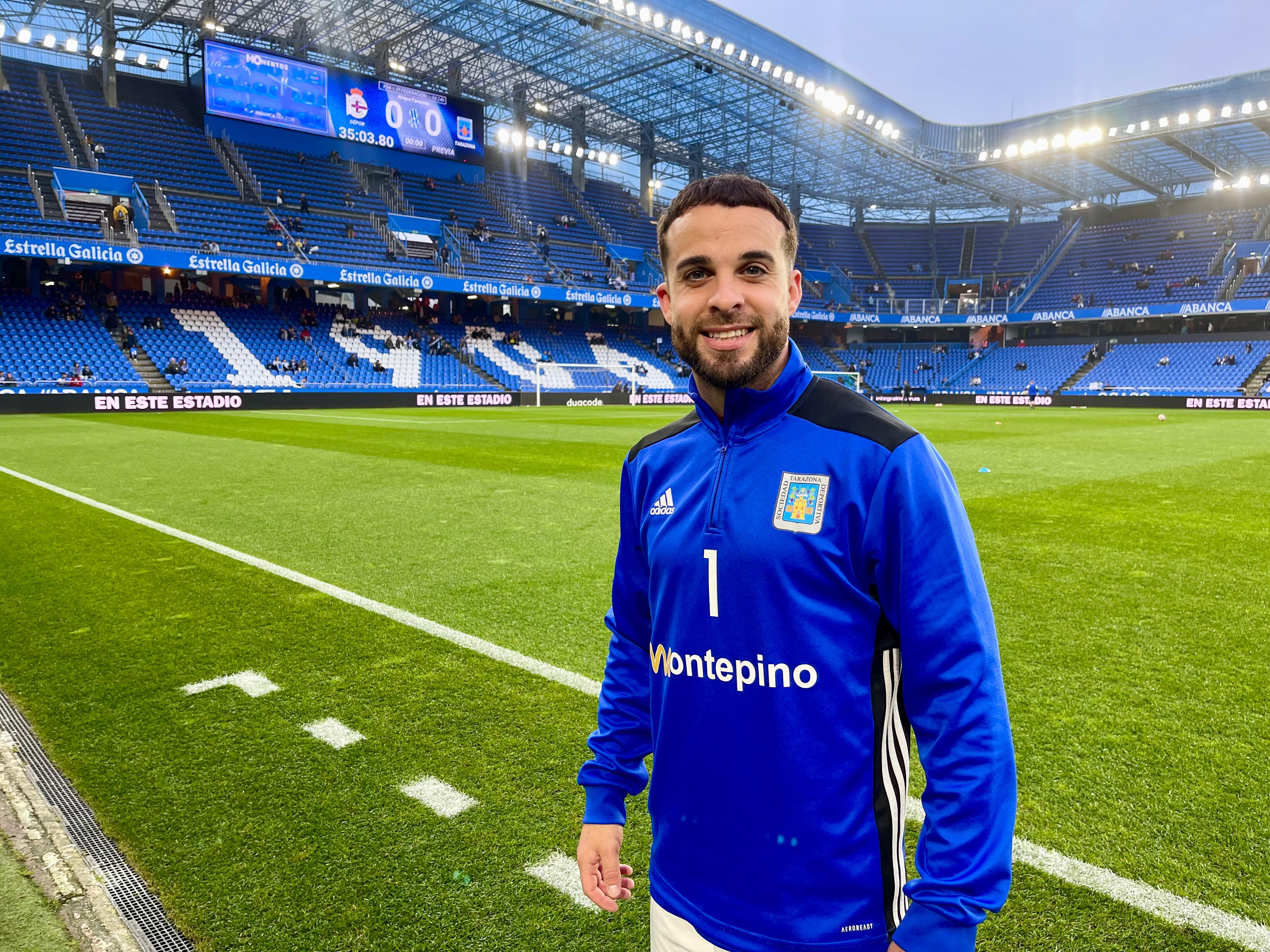 Un día en Riazor: "Me emocionó ver a mi gente en un estadio de Champions"
