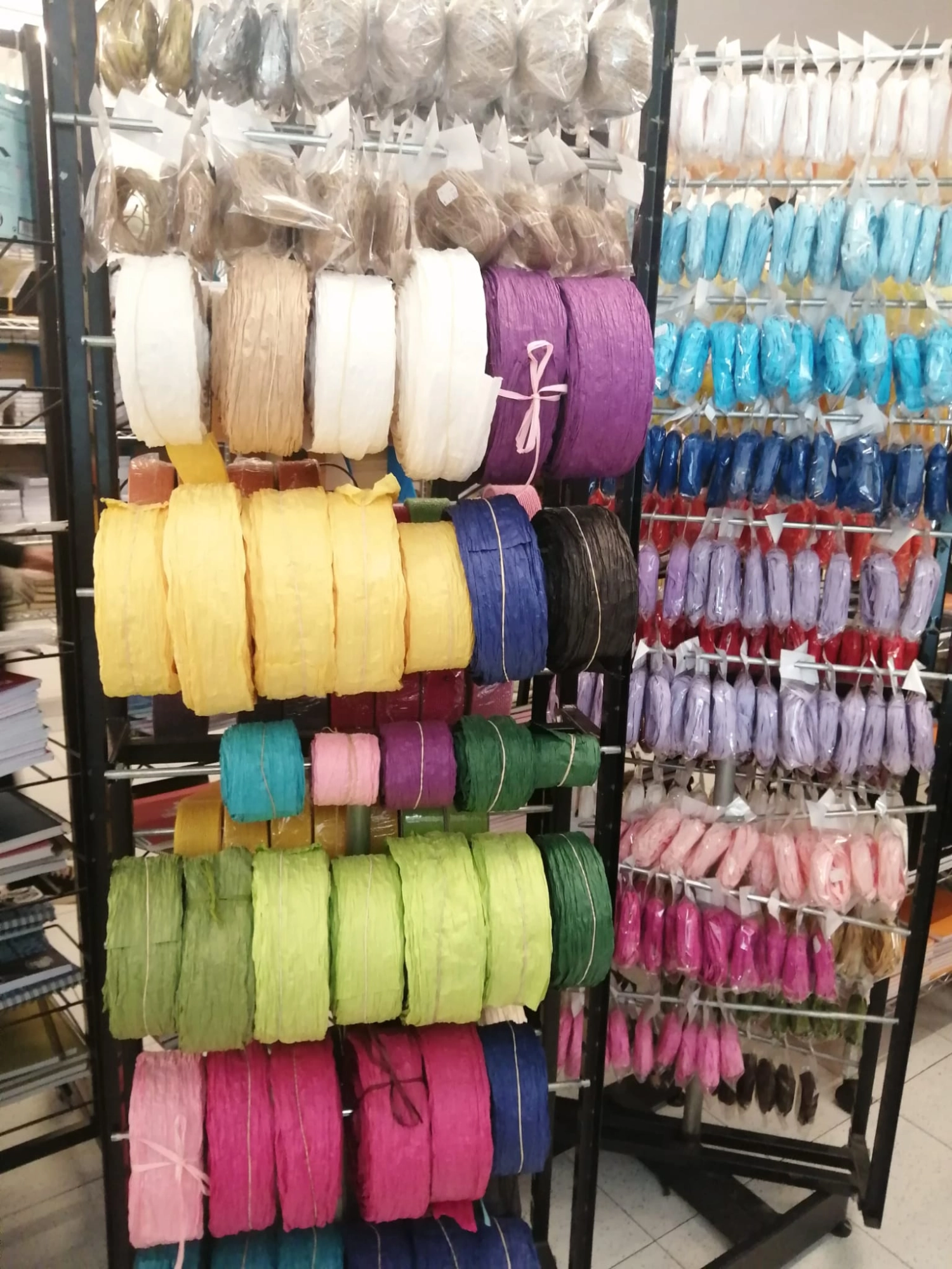 En fotos | Cierra la histórica papelería SB en Zaragoza | Imágenes