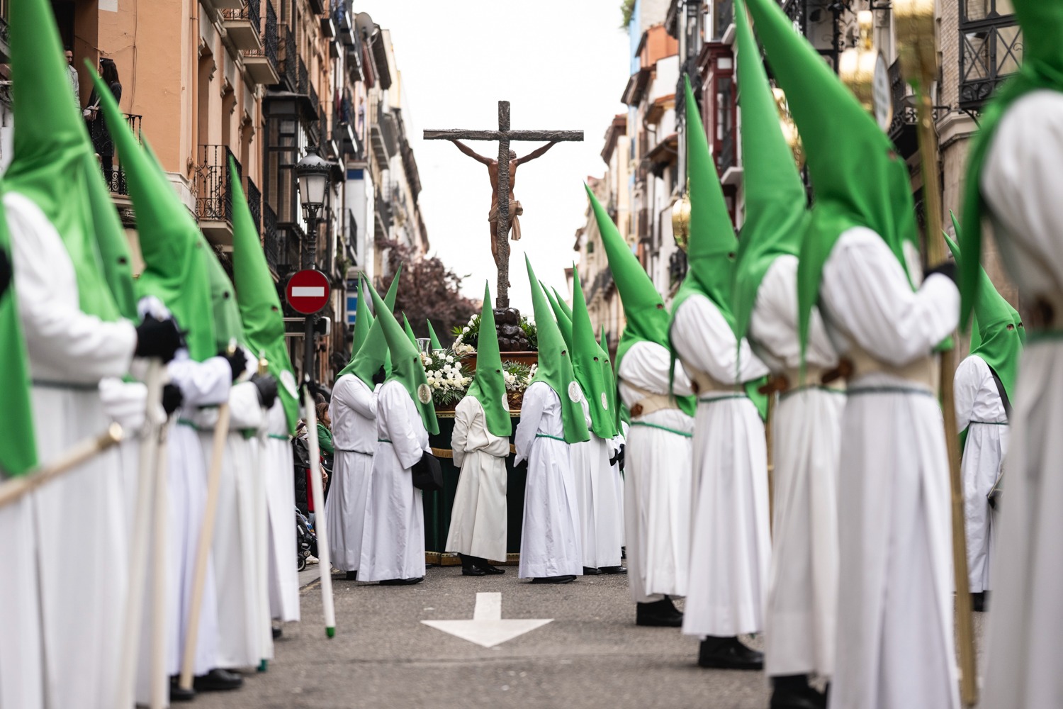 Procesión del Santo Entierro en Zaragoza 2025: recorrido y horario de hoy