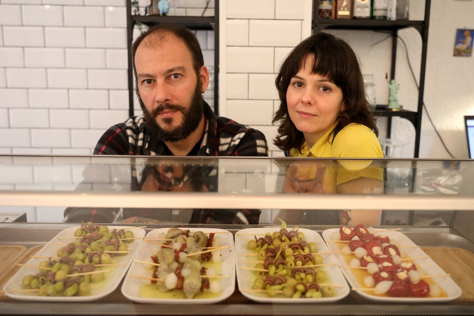 Así es Barracuda, el nuevo bar de la calle Heroismo de Zaragoza | Imágenes