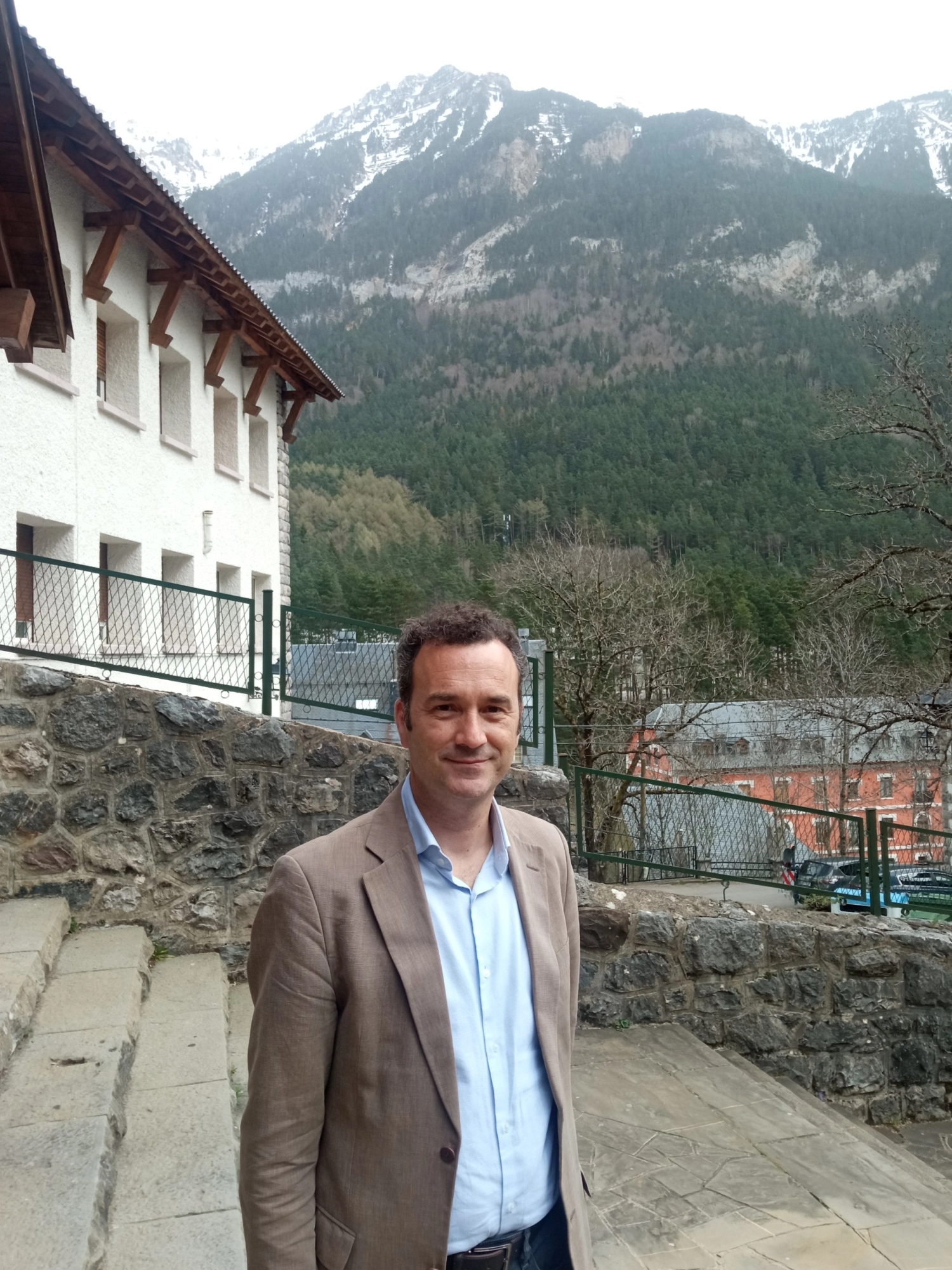 Jesús J. Ruiz (Adif): "El corredor de Canfranc de mercancías no es solo ...