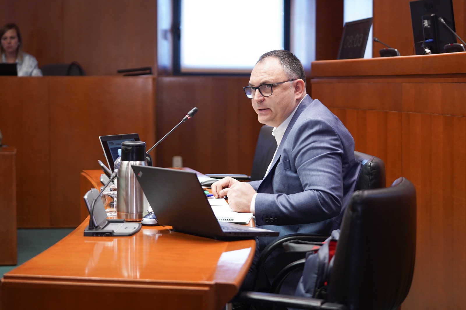 El Inaga admite un "colapso" al acumular medio año de retraso y 6.500 ...