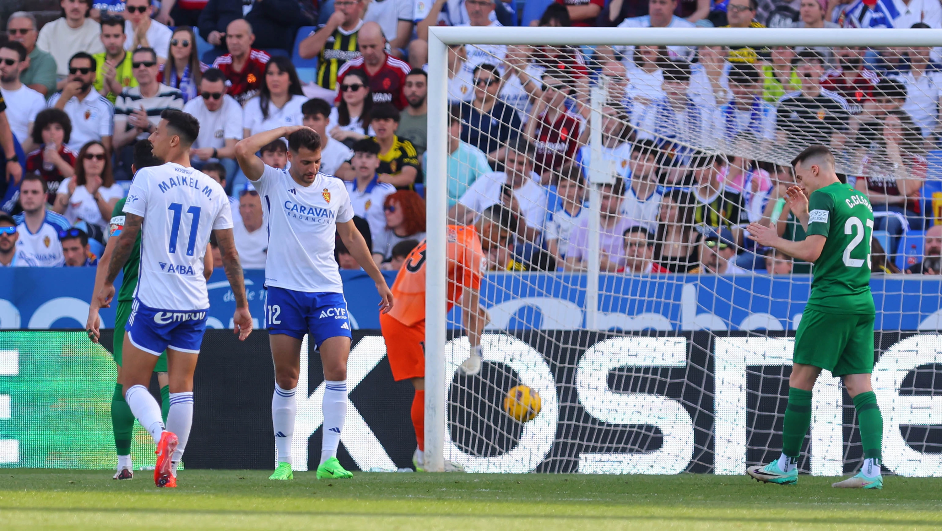 La Romareda se cansa de Sinan Bakis