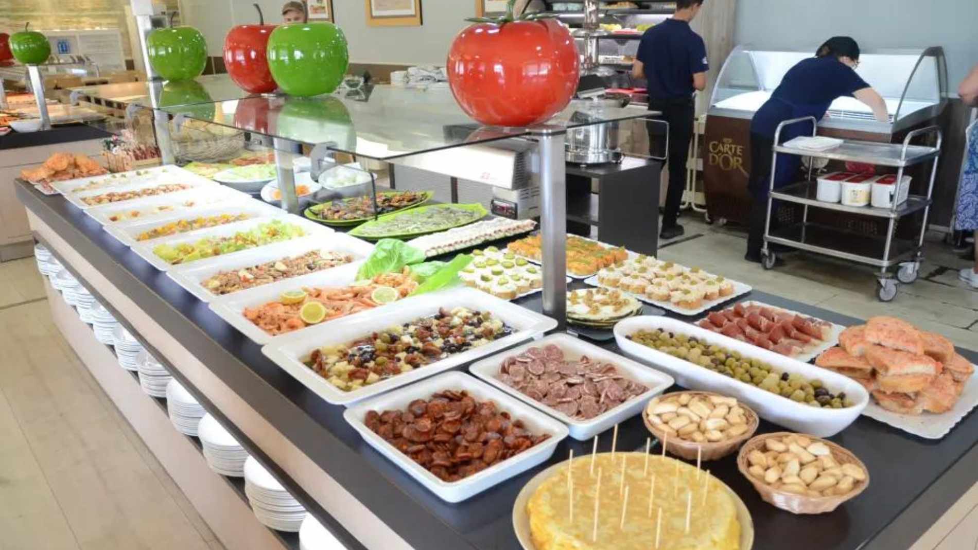 El buffet libre más español por 15 euros está a menos de una hora de ...