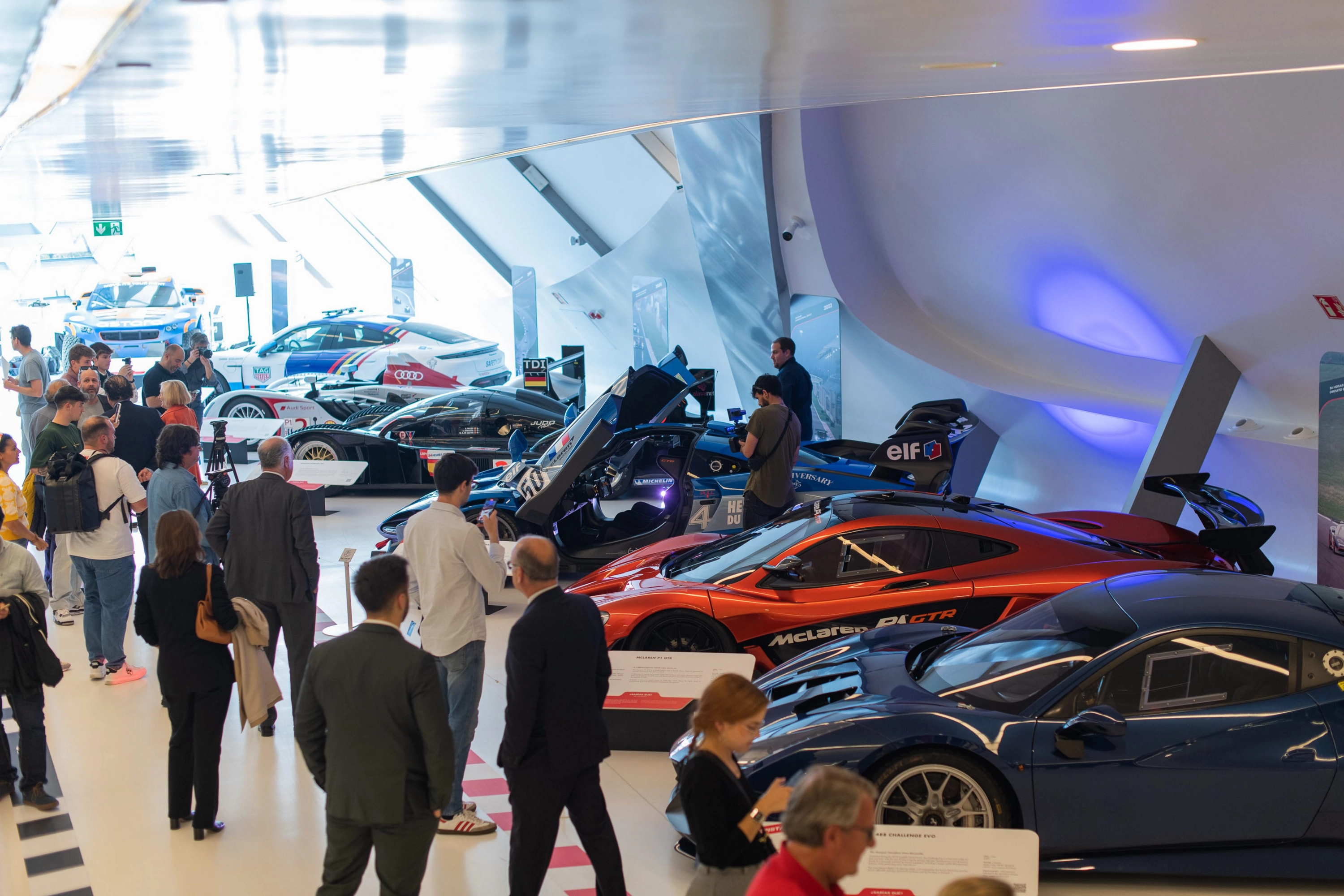 ‘De la pista al asfalto’, Mobility City en Zaragoza presenta las nuevas ...