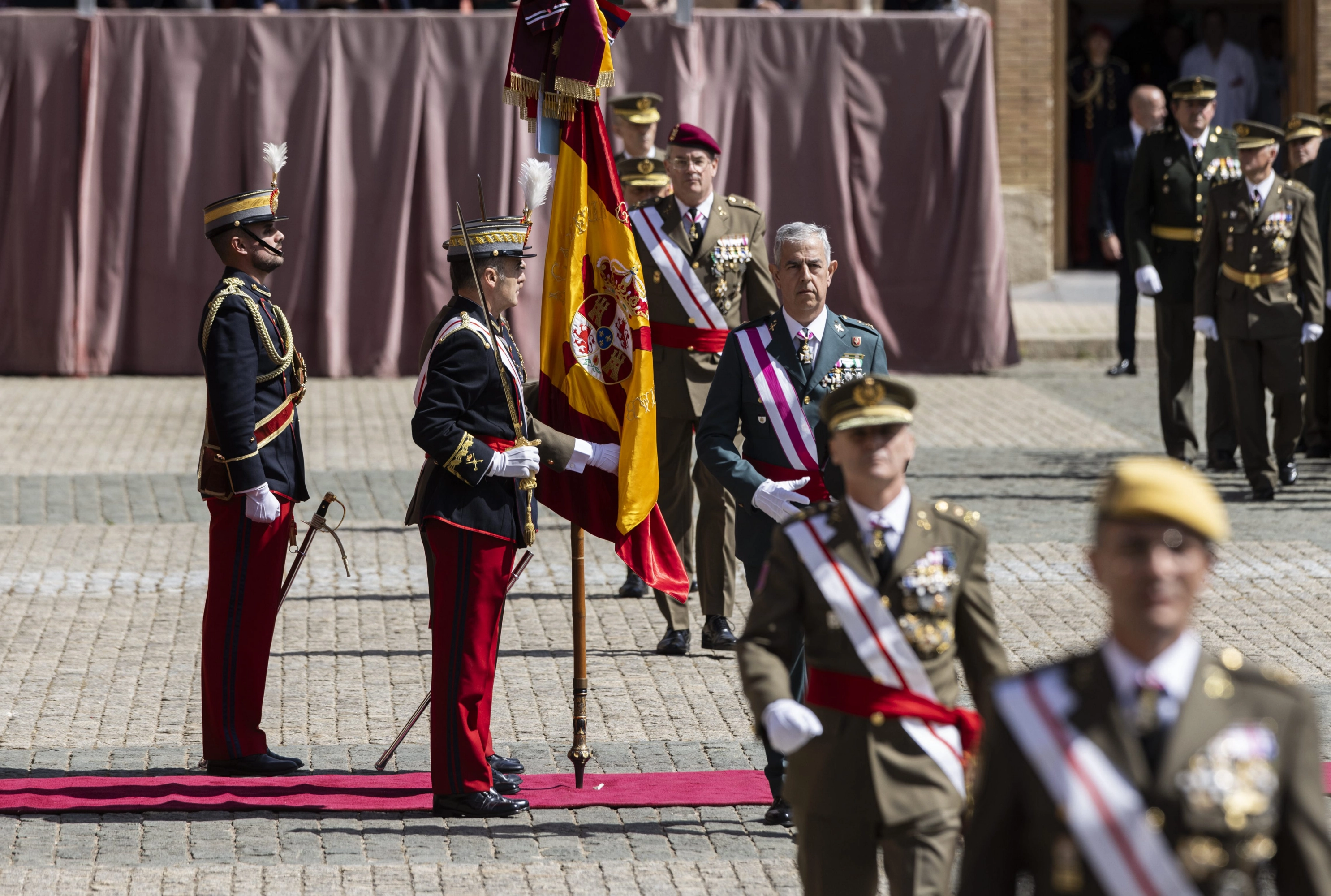 Fotos de la jura de bandera del rey Felipe VI en la Academia General ...