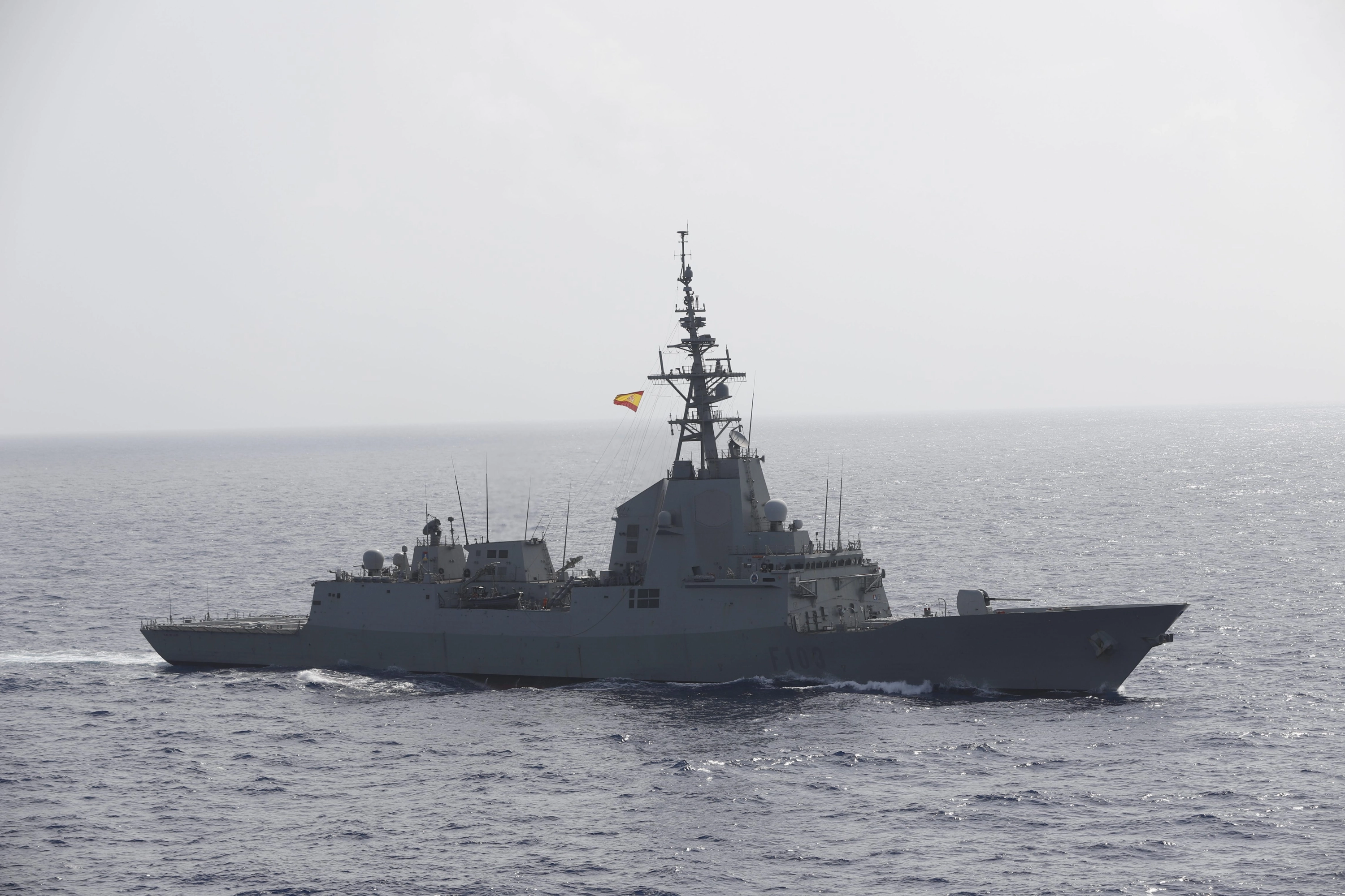 Así es el portaaviones Juan Carlos I, el mayor buque de guerra de la ...