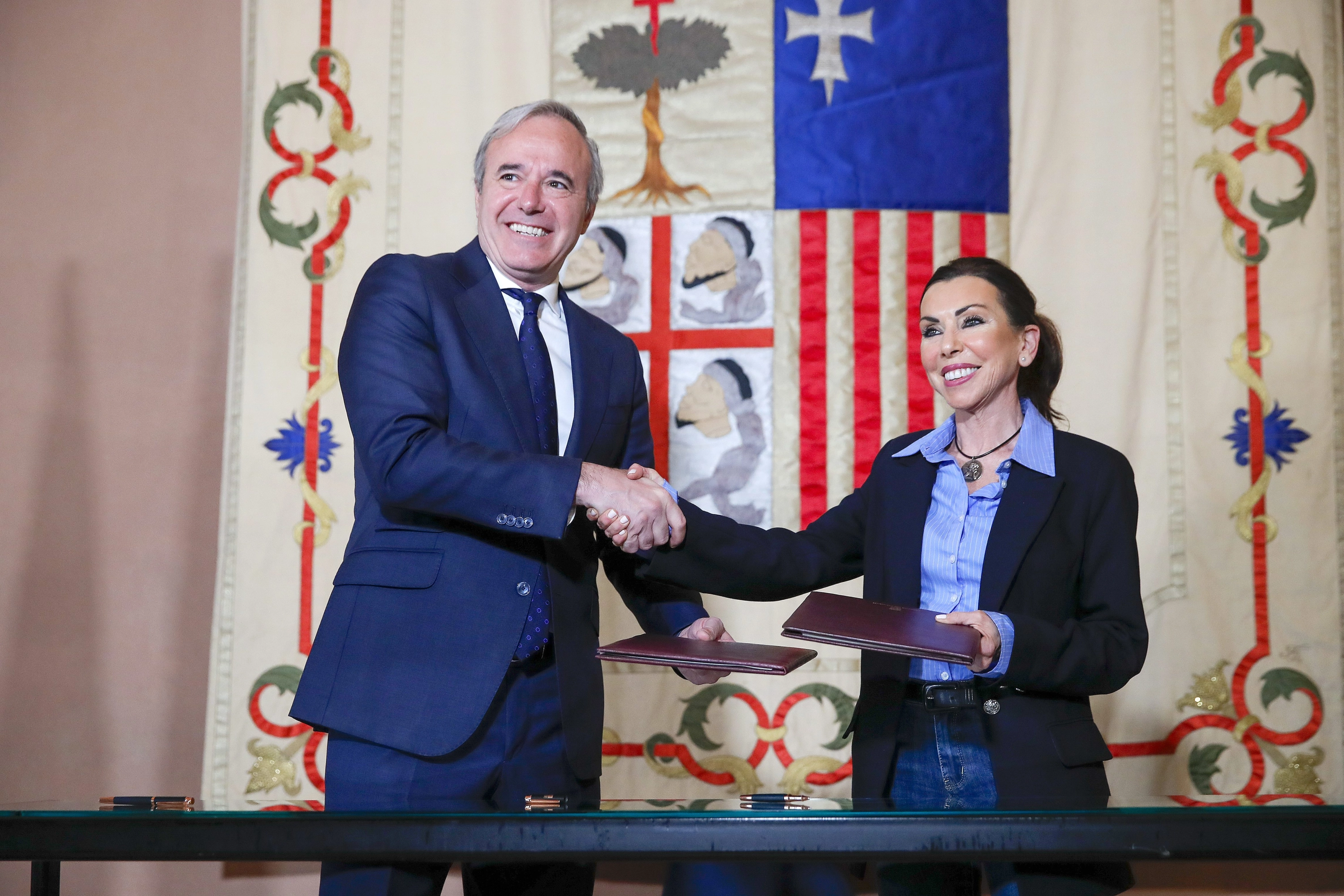 Azcón invita al Gobierno central a sumarse a la celebración del ...