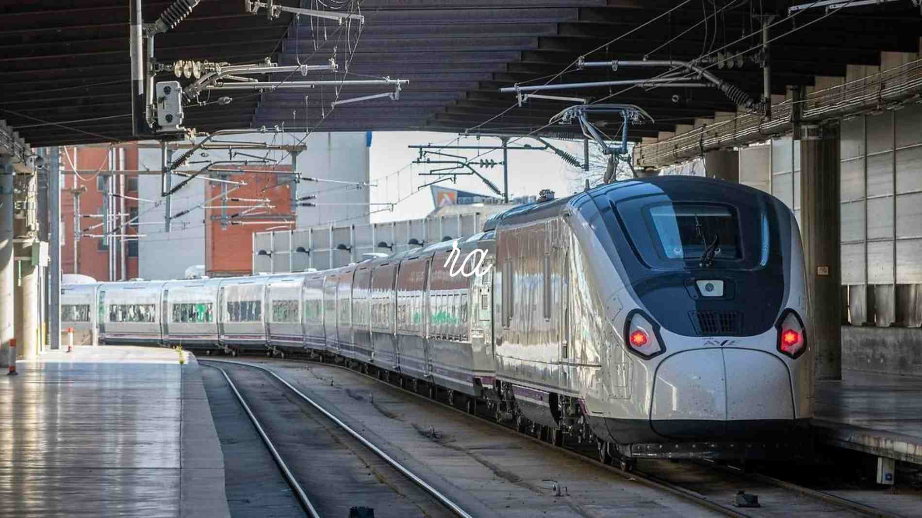 Renfe completa el traslado de su personal de El Portillo a las nuevas ...