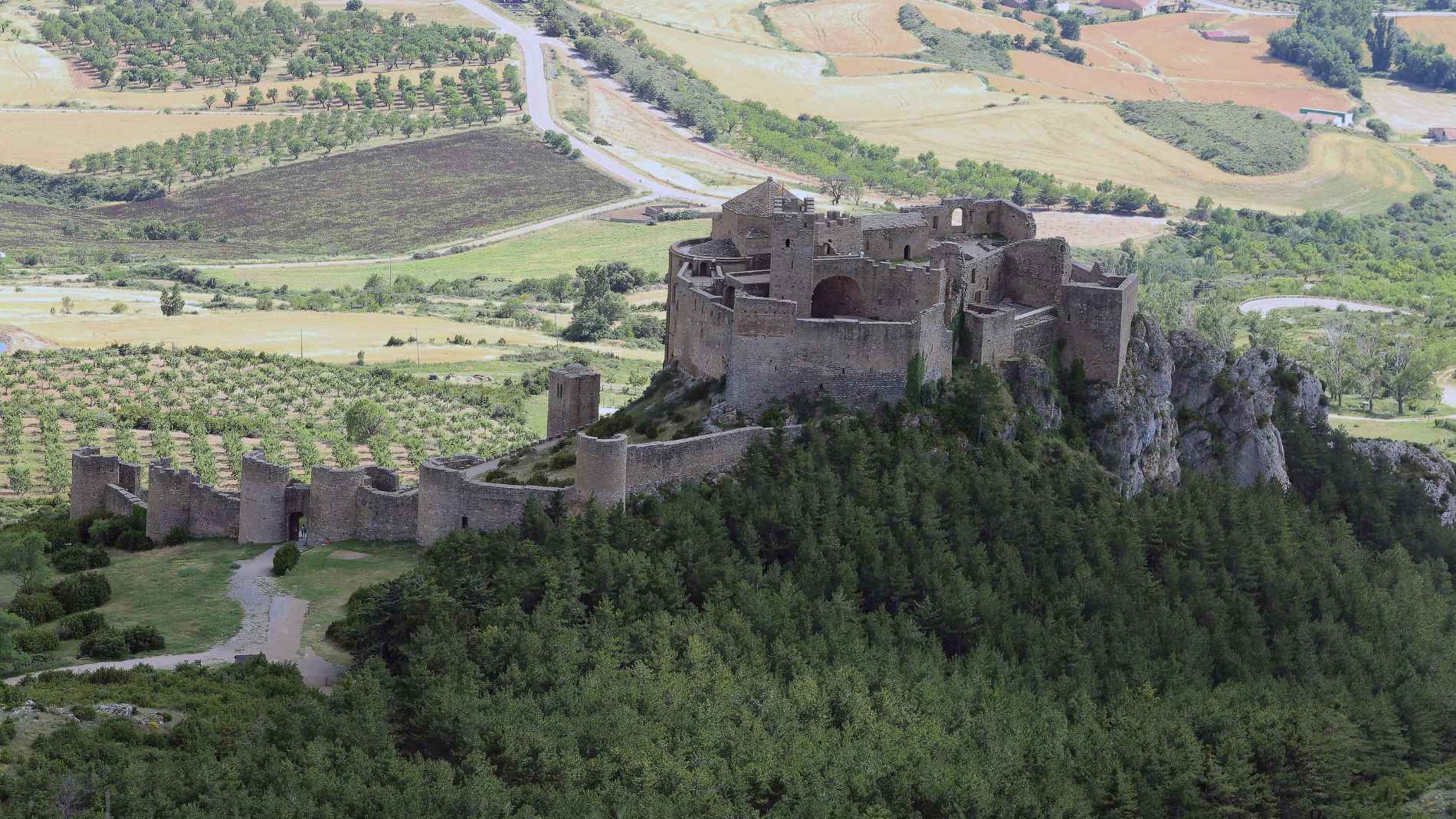 El castillo románico mejor conservado del mundo está en Aragón: ofrece ...