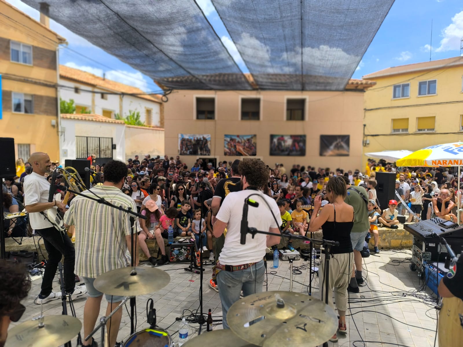 El pueblo de 80 habitantes que apuesta por la música de calle para ...