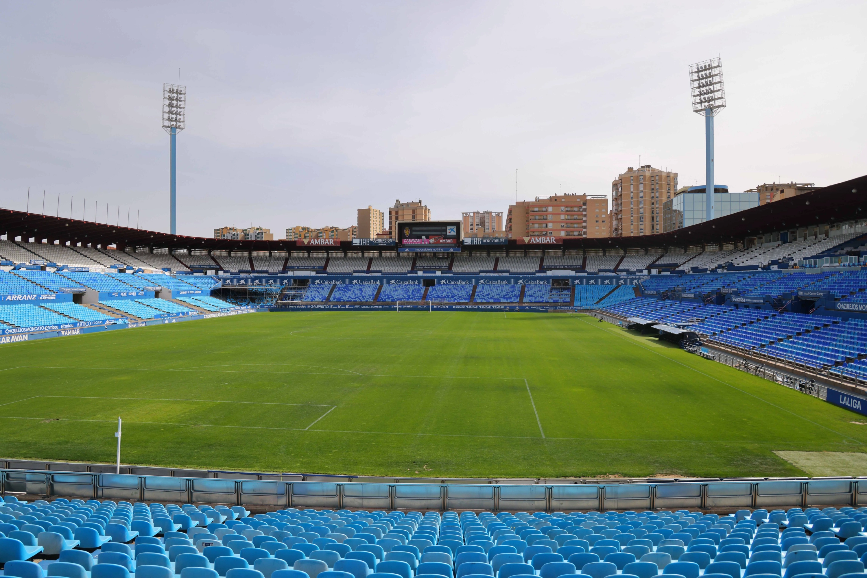 La nueva Romareda mantiene en su proyecto de ejecución un aforo de más ...