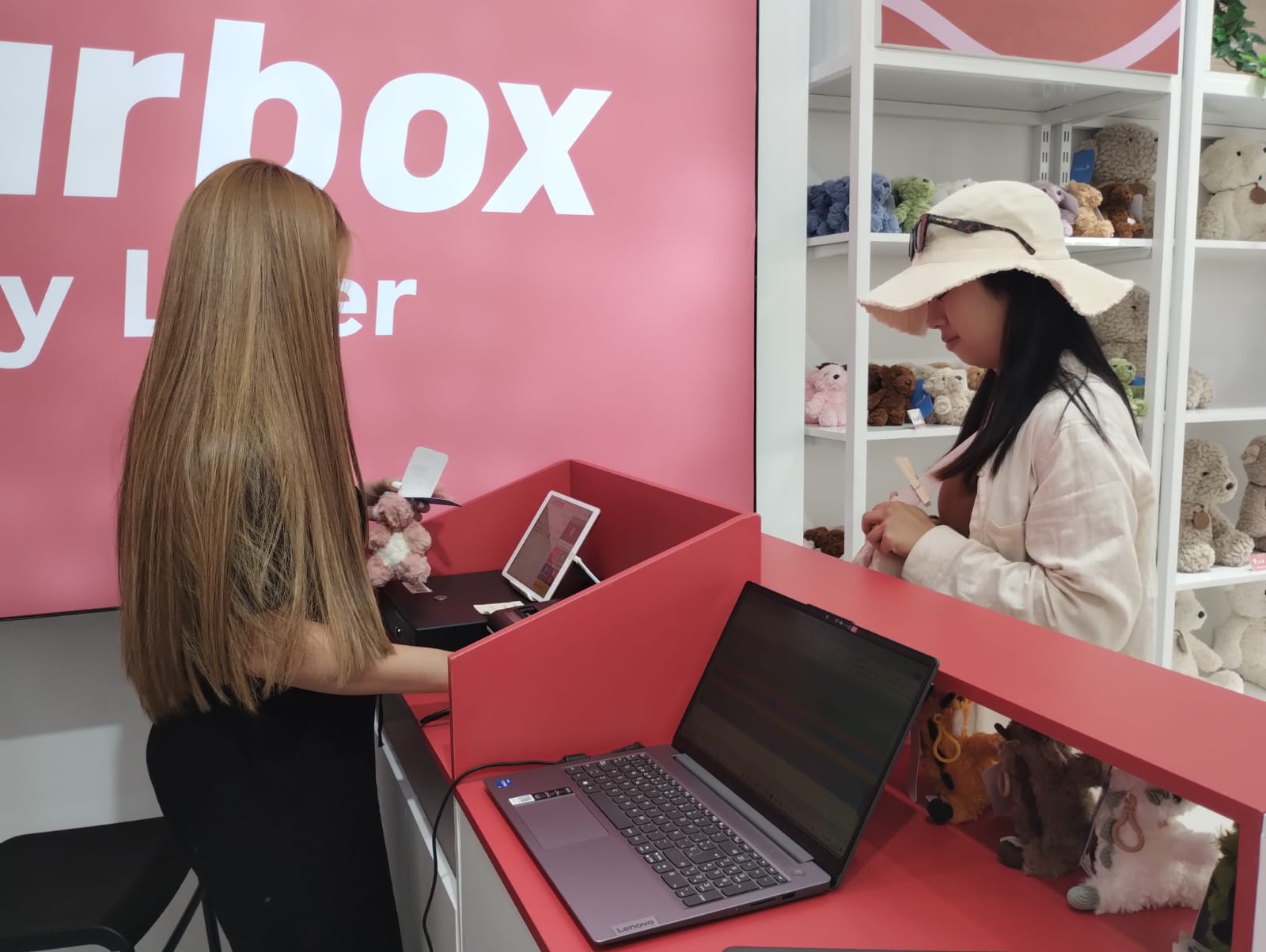 Abre una tienda en la calle de Alfonso I de Zaragoza que sorprende por lo que vende