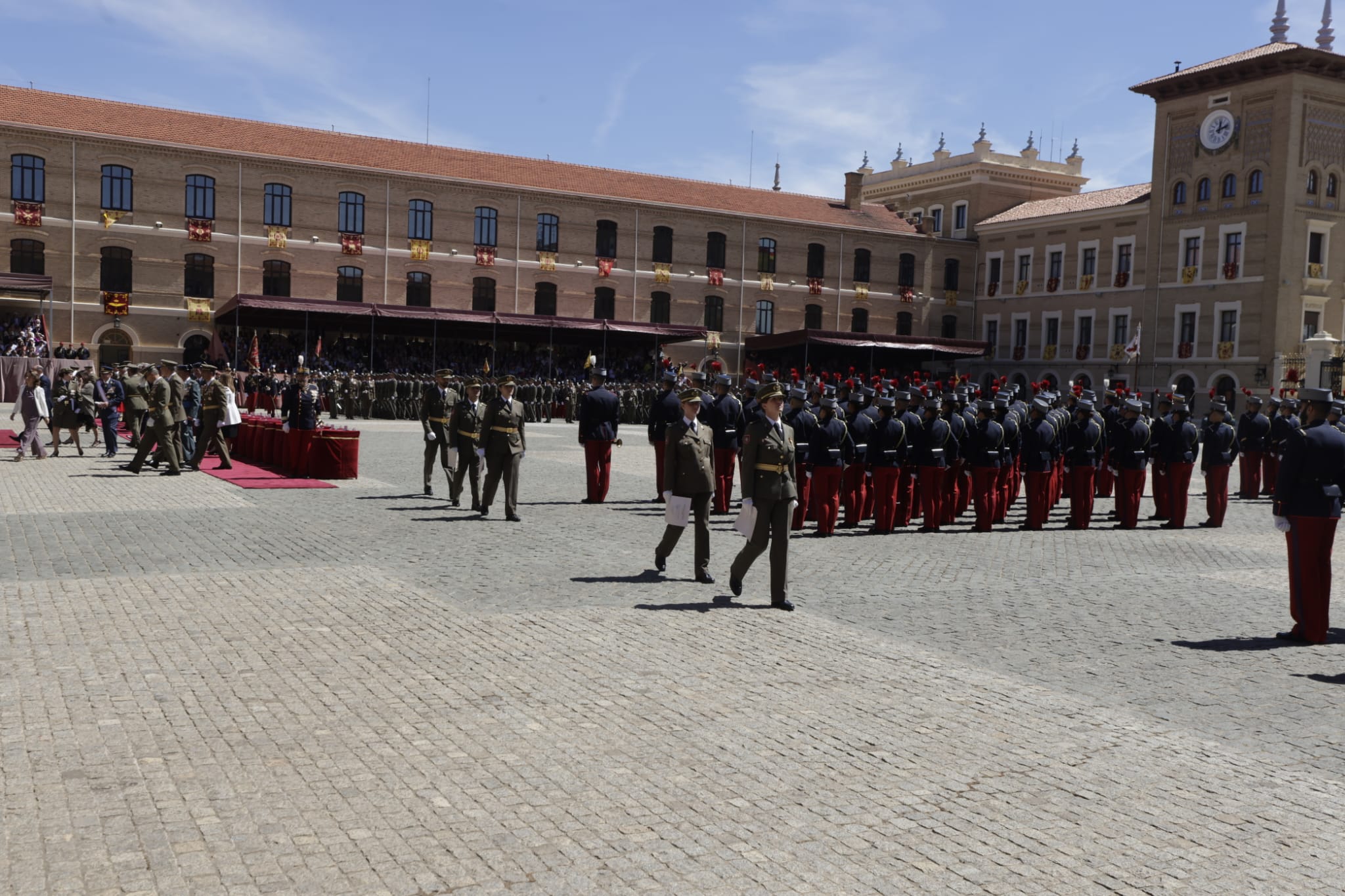 Fotos | Acto de entrega de despachos de la princesa Leonor en Zaragoza | Imágenes