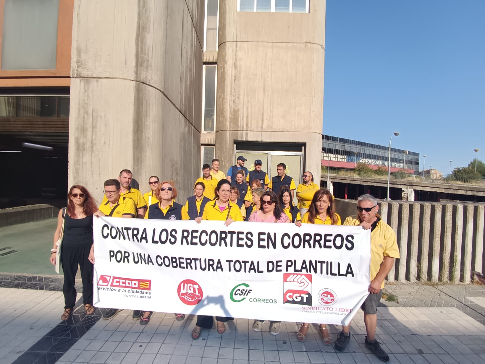 Los Carteros De Zaragoza Denuncian Retrasos En La Entrega De Citas