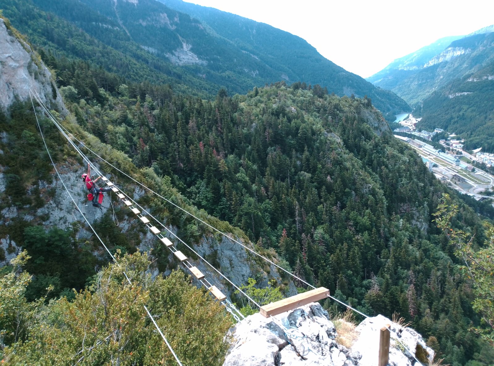 Canfranc inaugura el sábado la primera vía ferrata del valle con el ...