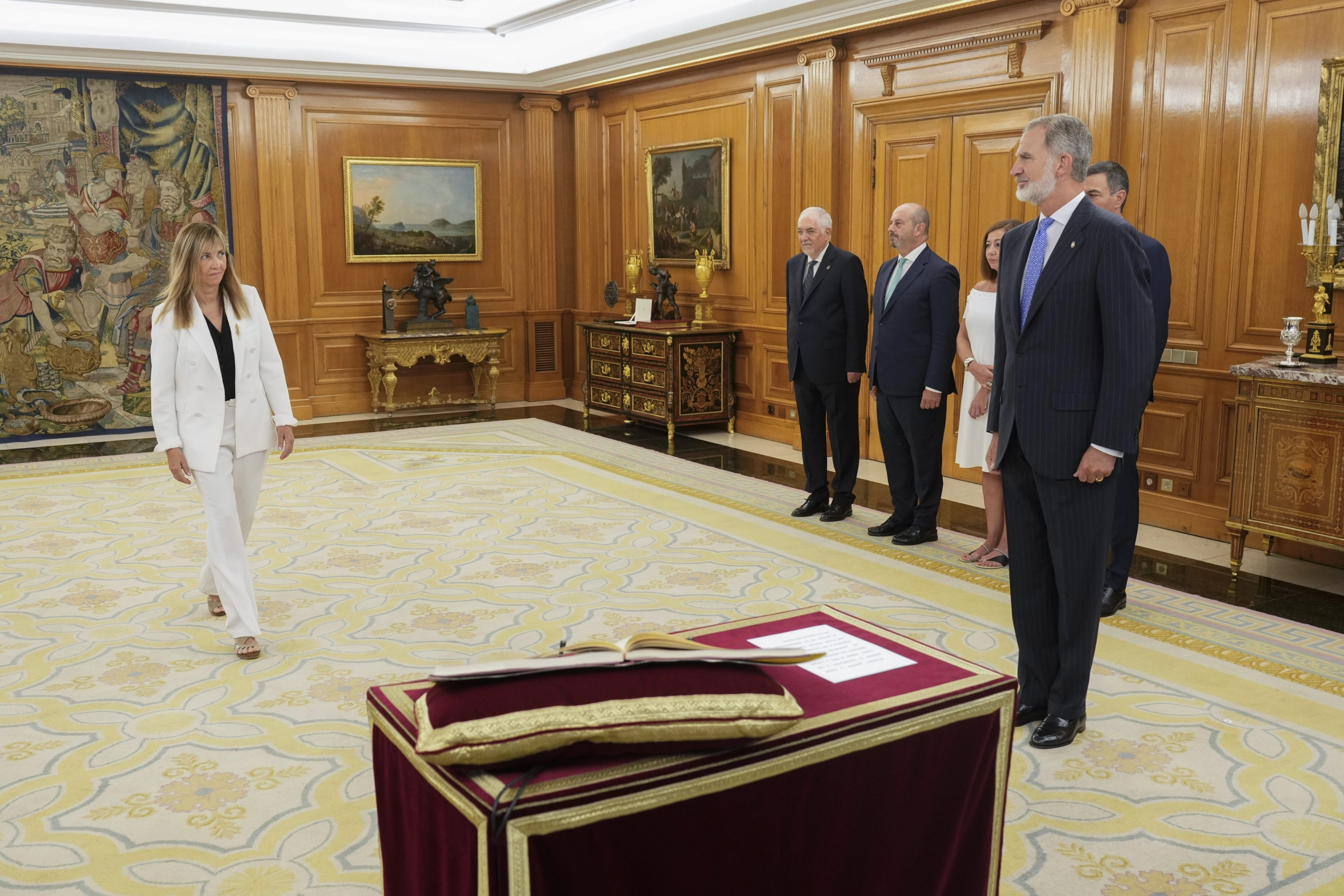 Fotos | Isabel Perelló, primera mujer que preside el Poder Judicial ...