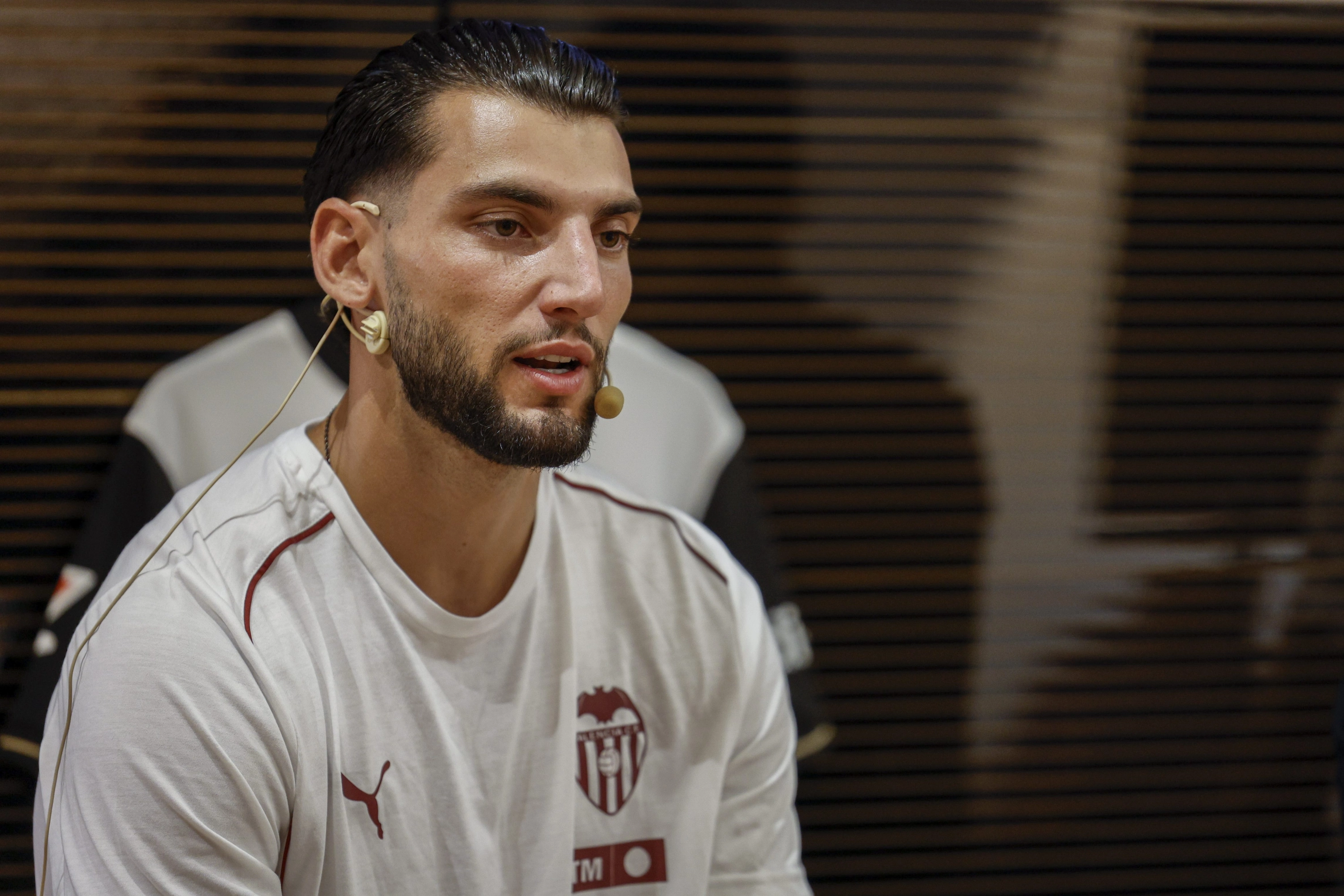 Baraja sanciona a Rafa Mir: dos partidos apartado