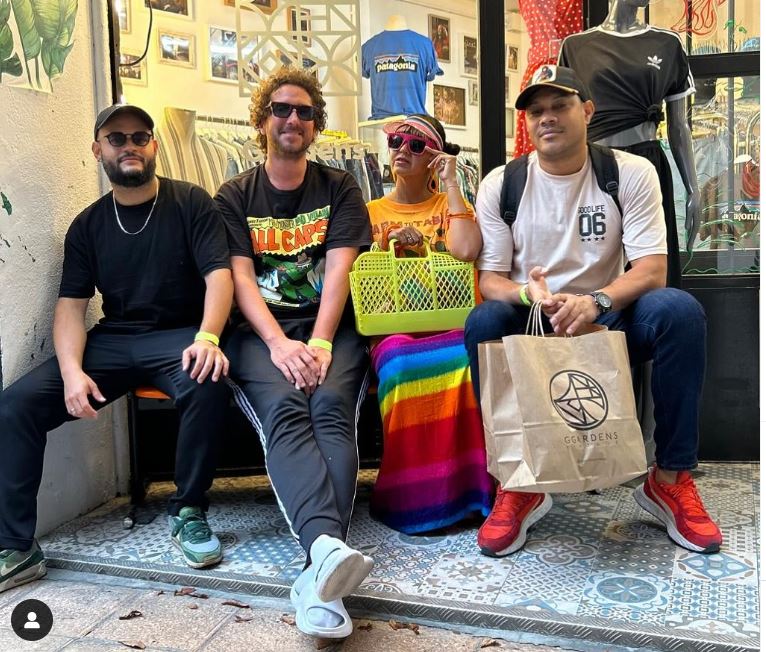 Bomba Estéreo aprovecha el Vive Latino para comprar a fuego en La ...