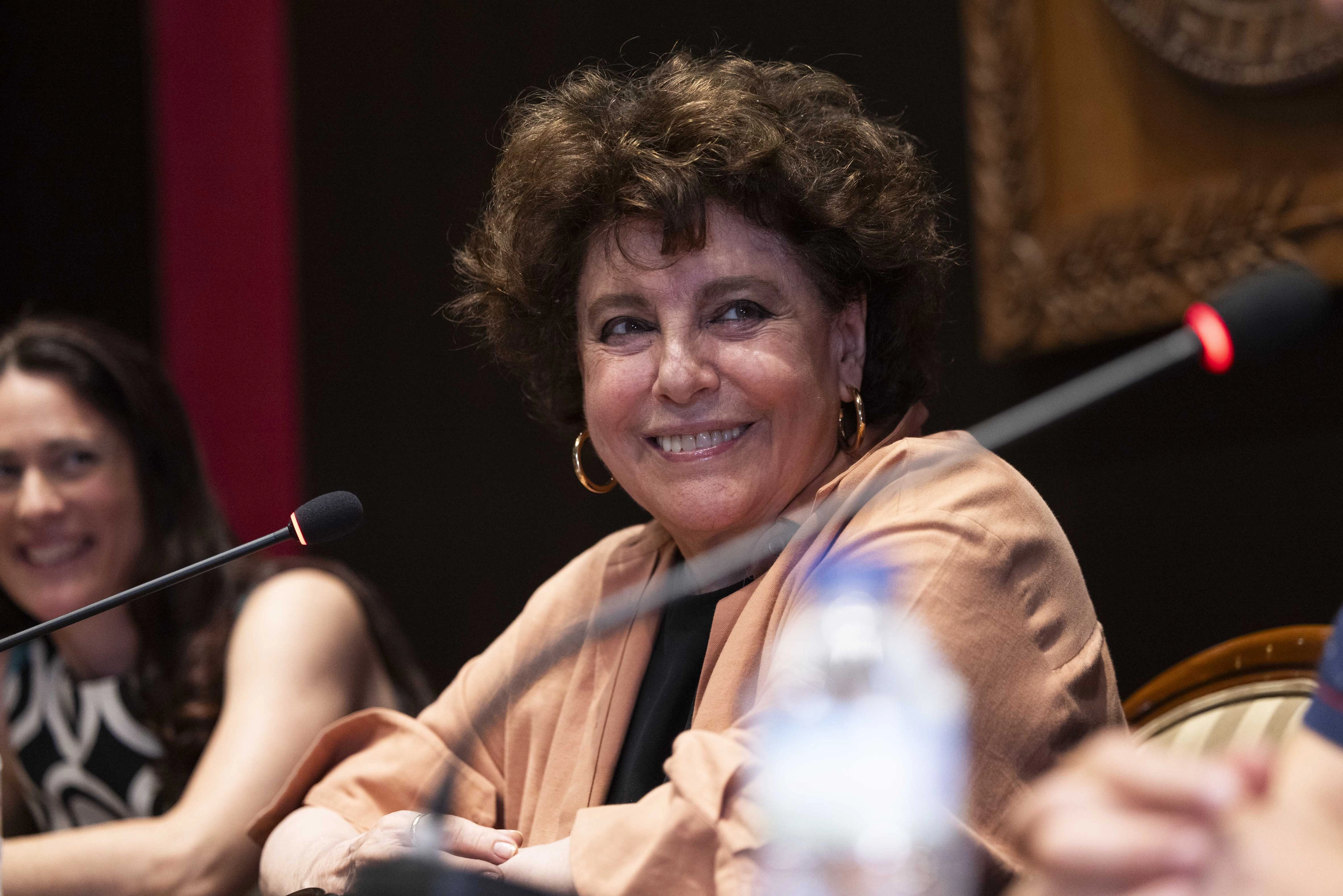 Fotos | La actriz Charo López enamora a los zaragozanos con su historia ...