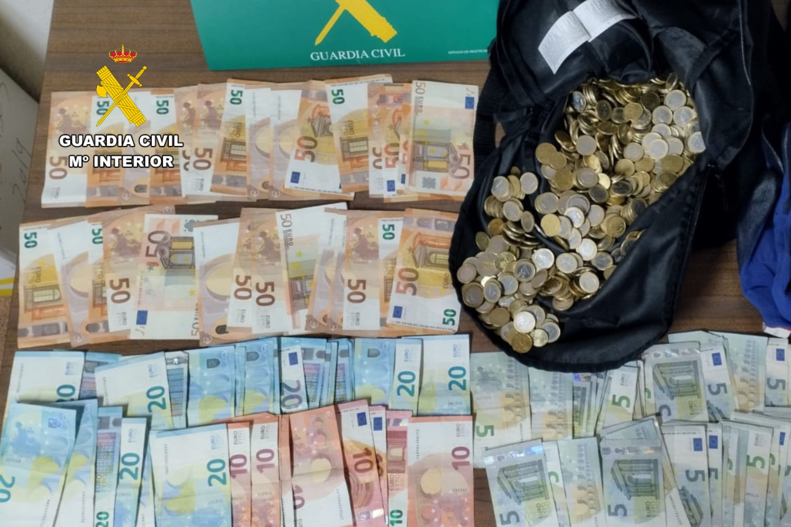 Detenido un hombre que trataba de huir tras robar más de 4.500 euros en ...