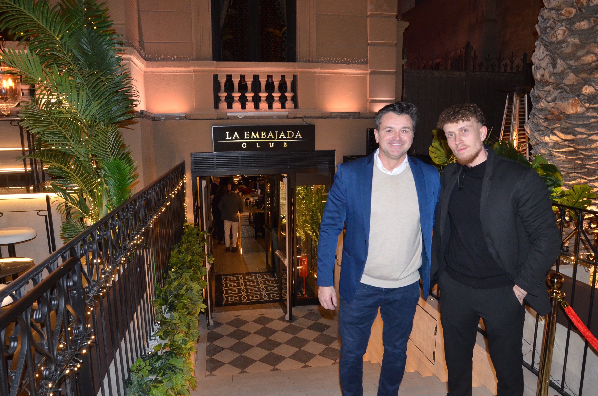 La Embajada Club cierra el círculo de ocio y restauración en la plaza ...