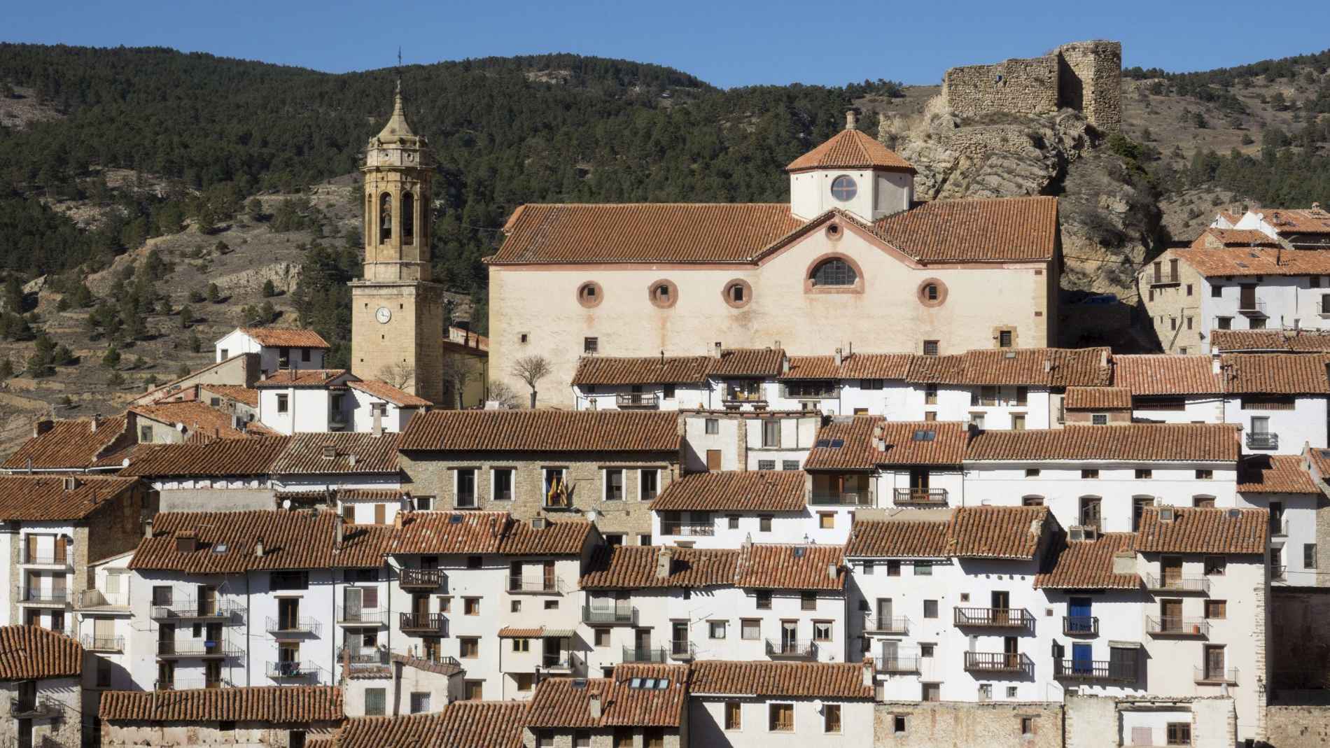 Linares de Mora estrena el sello de calidad de 'Los Pueblos más Bonitos de España