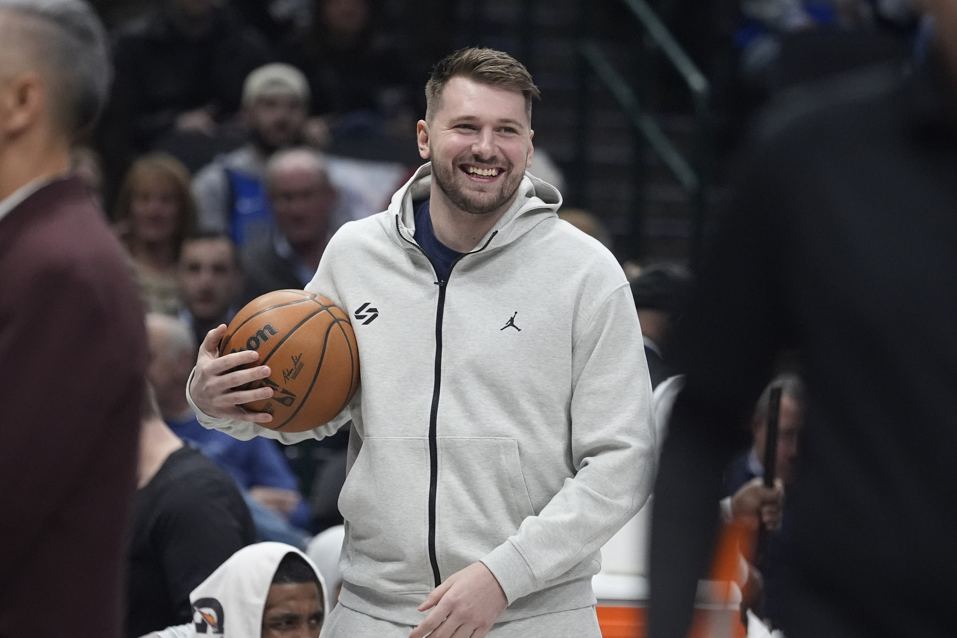 ¿Cuándo debutará Luka Doncic con Los Angeles Lakers?